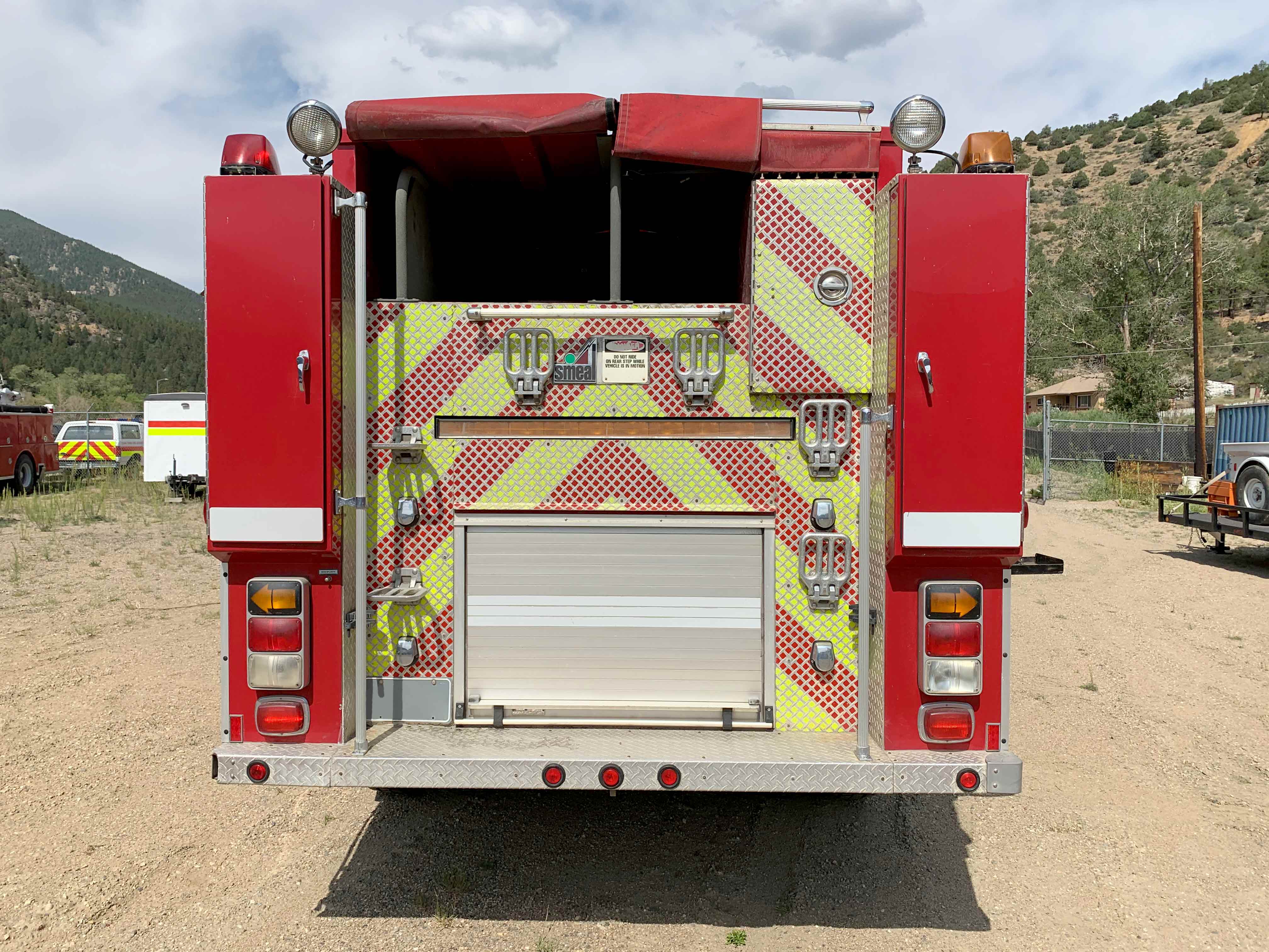 2000 Smeal Freightliner FL80 4x4 Type III Interface Unit | Used Truck ...