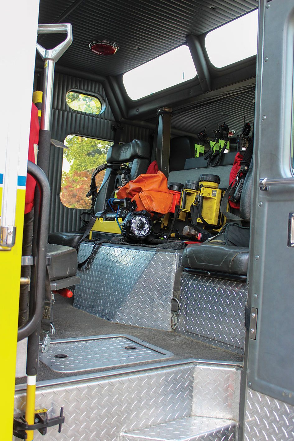 1998 E-One Cyclone Custom Pumper | Used Truck Details