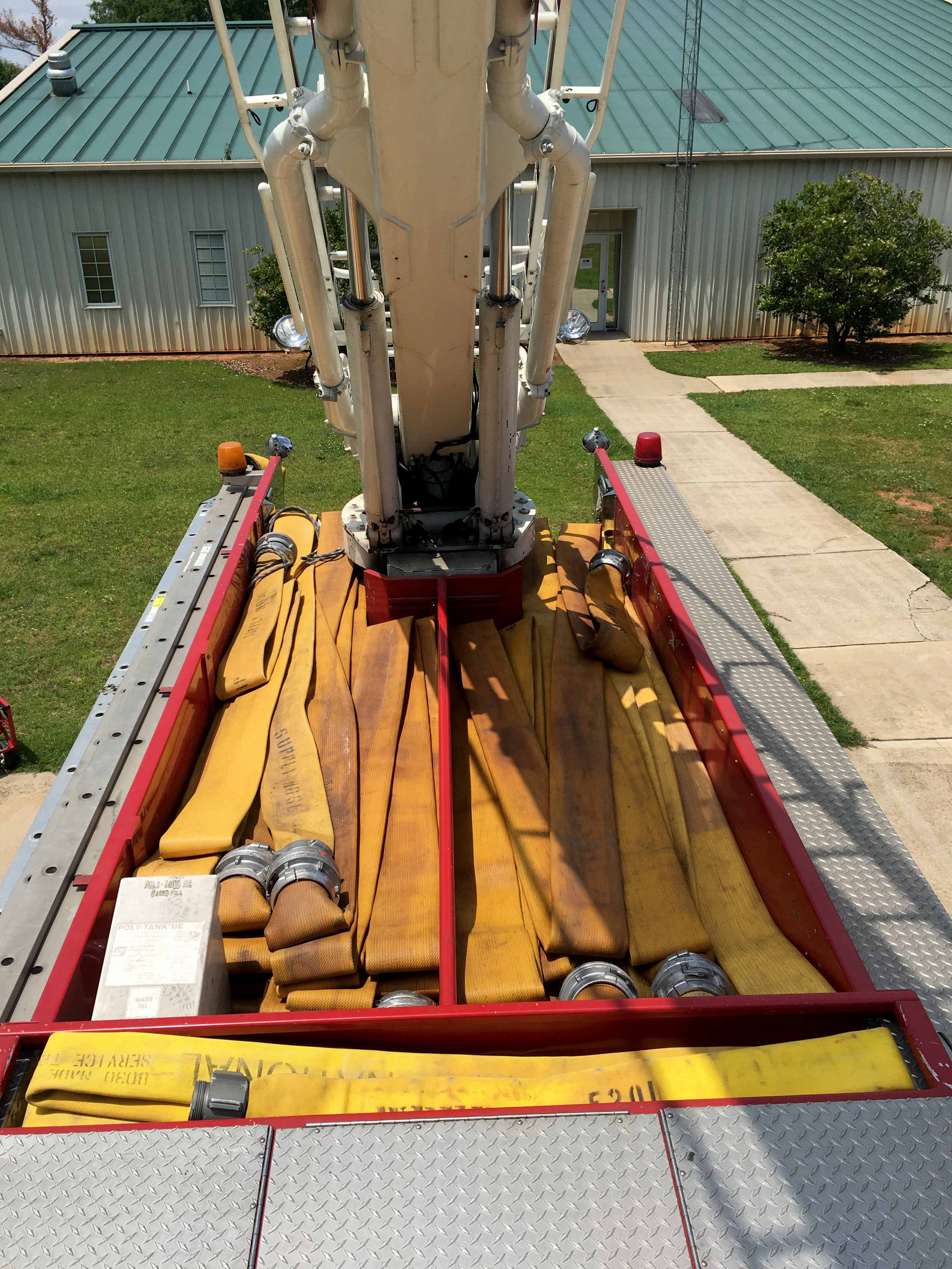 1999 Pierce Saber 65' Telesquirt | Used Truck Details