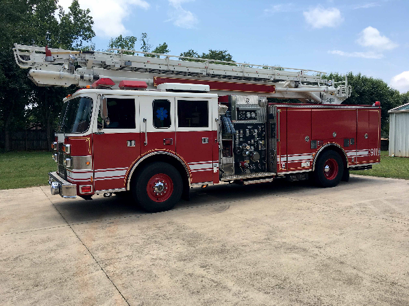 1999 Pierce Saber 65' Telesquirt | Used Truck Details