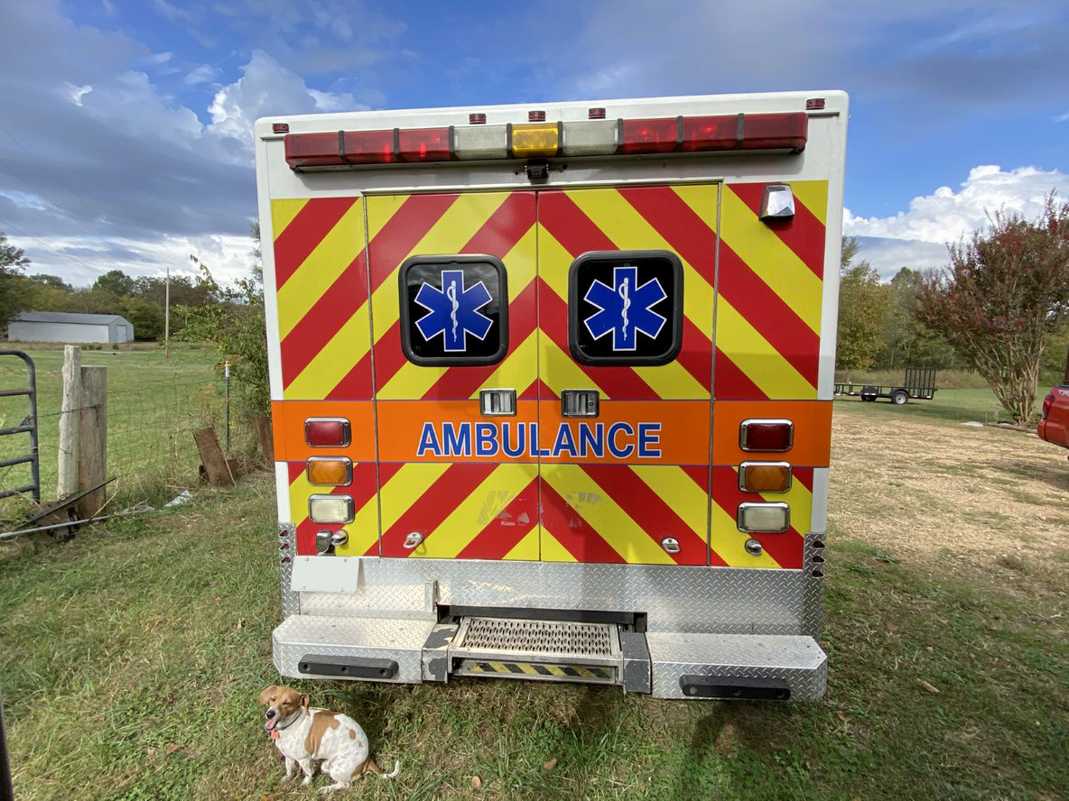 2005 Marque International Ambulance | Used Truck Details