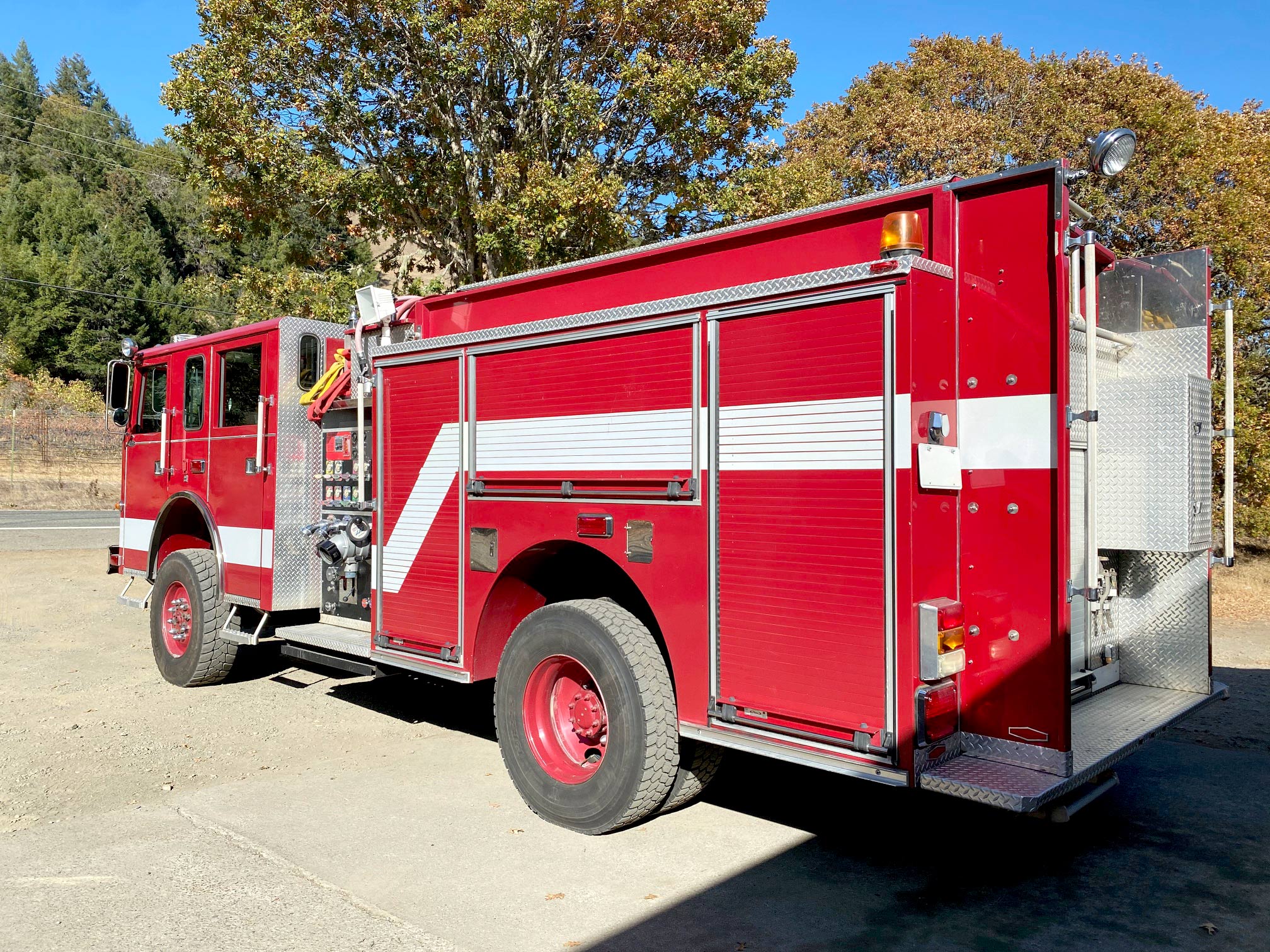 2003 Pierce Saber 4x4 Custom Pumper | Used Truck Details