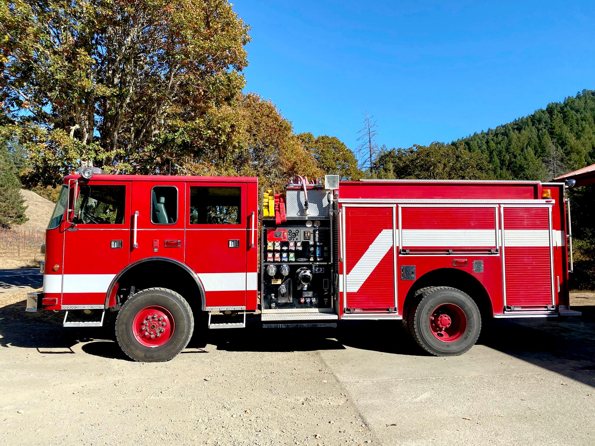2003 Pierce Saber 4x4 Custom Pumper | Used Truck Details