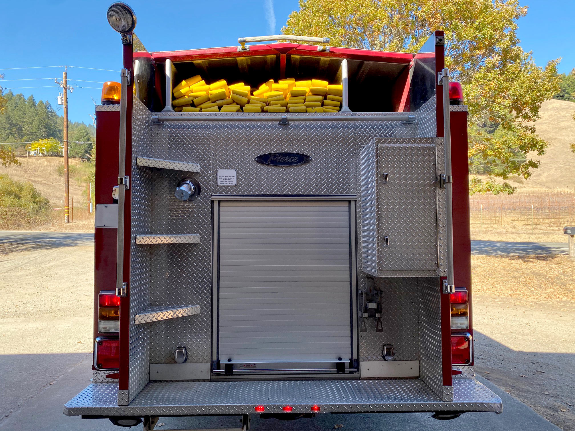 2003 Pierce Saber 4x4 Custom Pumper | Used Truck Details