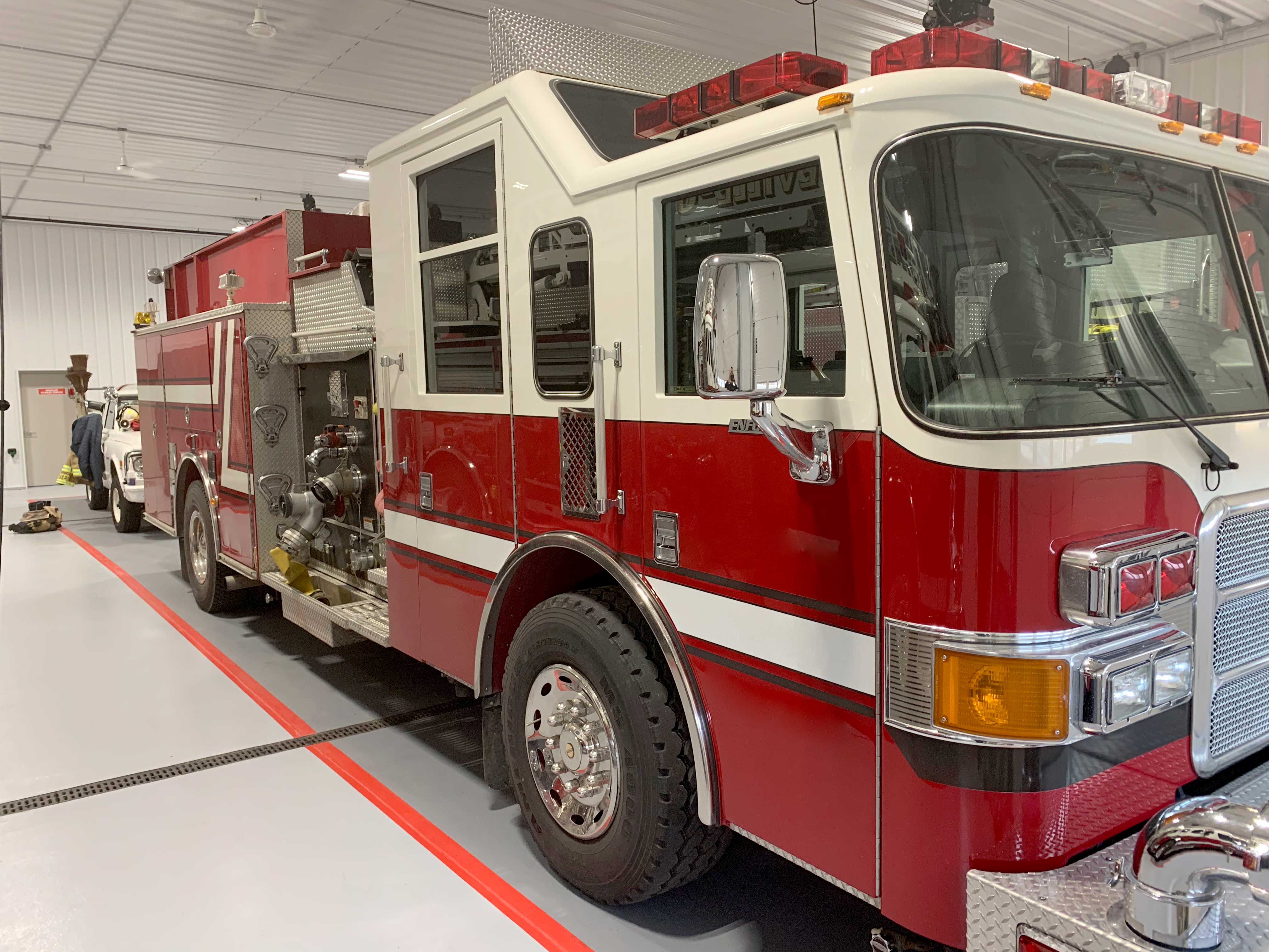 2004 Pierce Enforcer Rescue Pumper | Used Truck Details