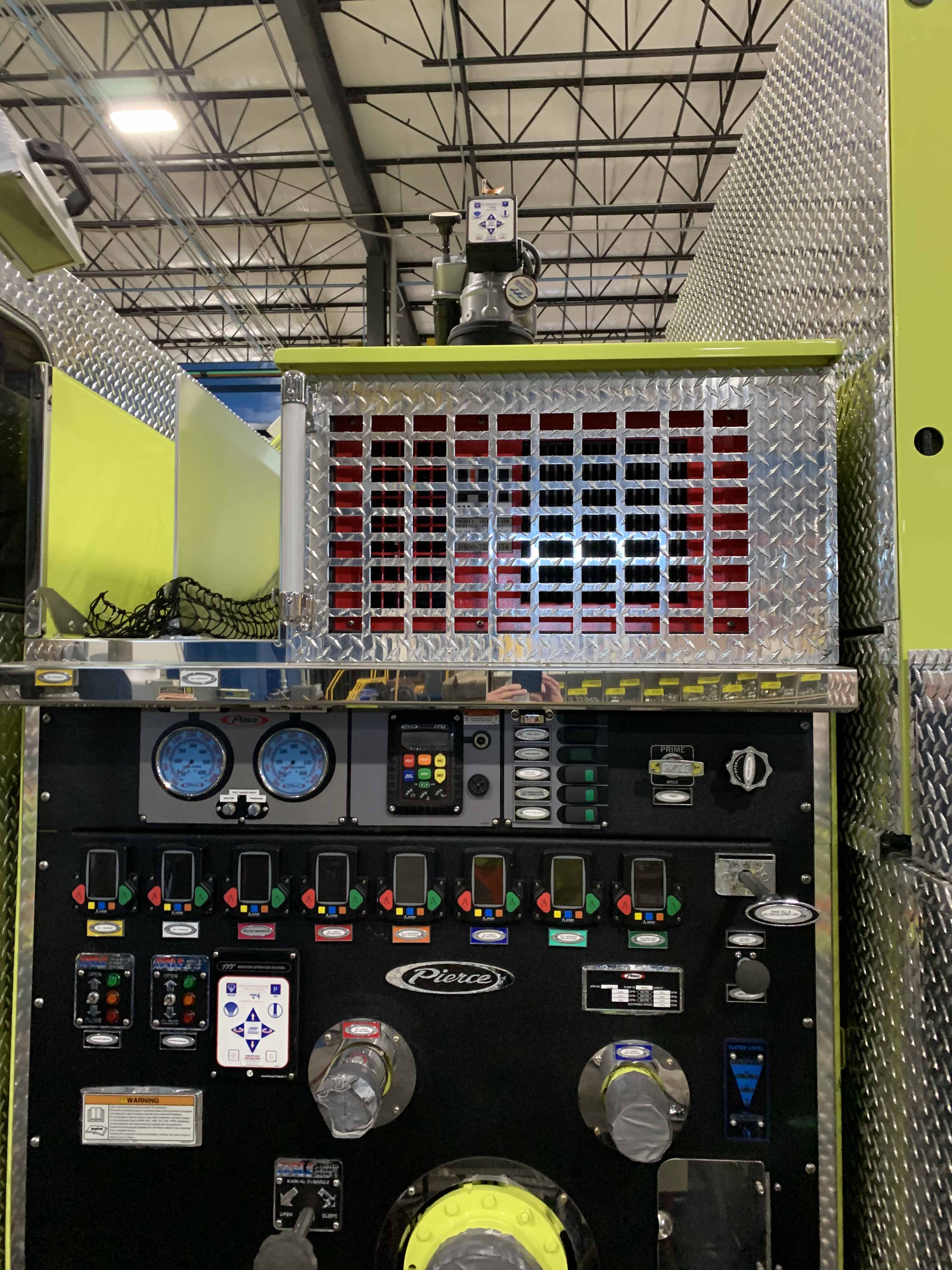 2015 Pierce Arrow XT Pumper Tanker | Used Truck Details