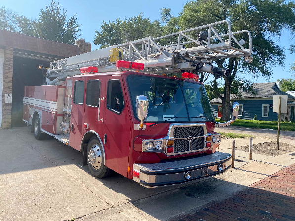 2007 E-One Quest 75' Quint | Used Truck Details