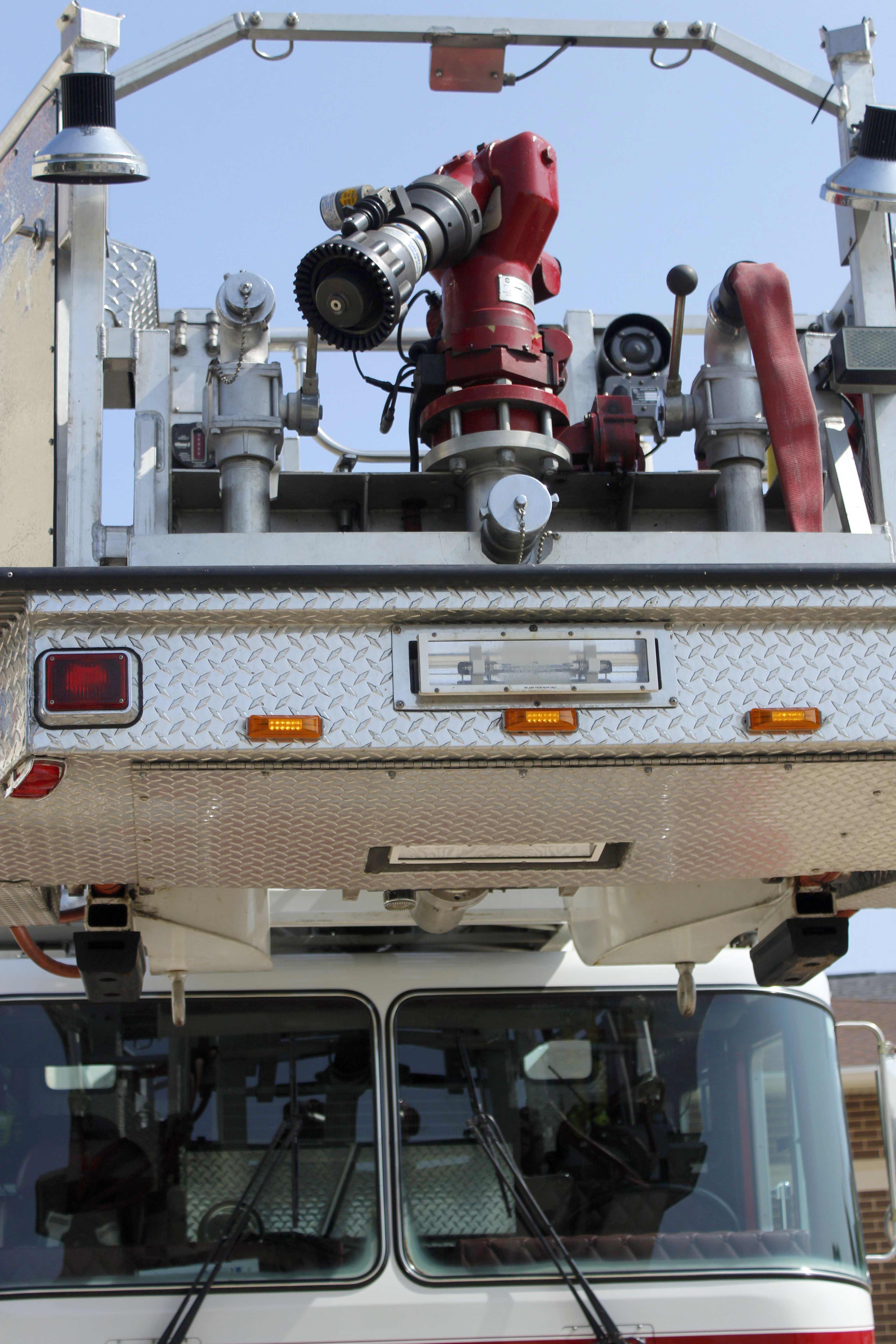 1996 KME 102' AerialCat Ladder | Used Truck Details