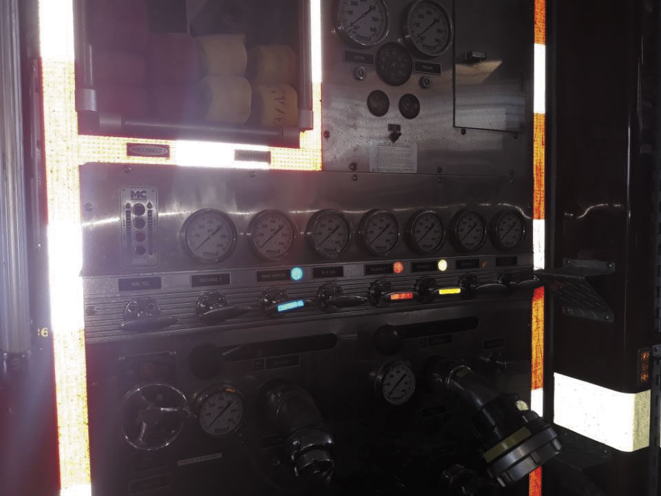 1991 E-One Hurricane Pumper Tanker | Used Truck Details