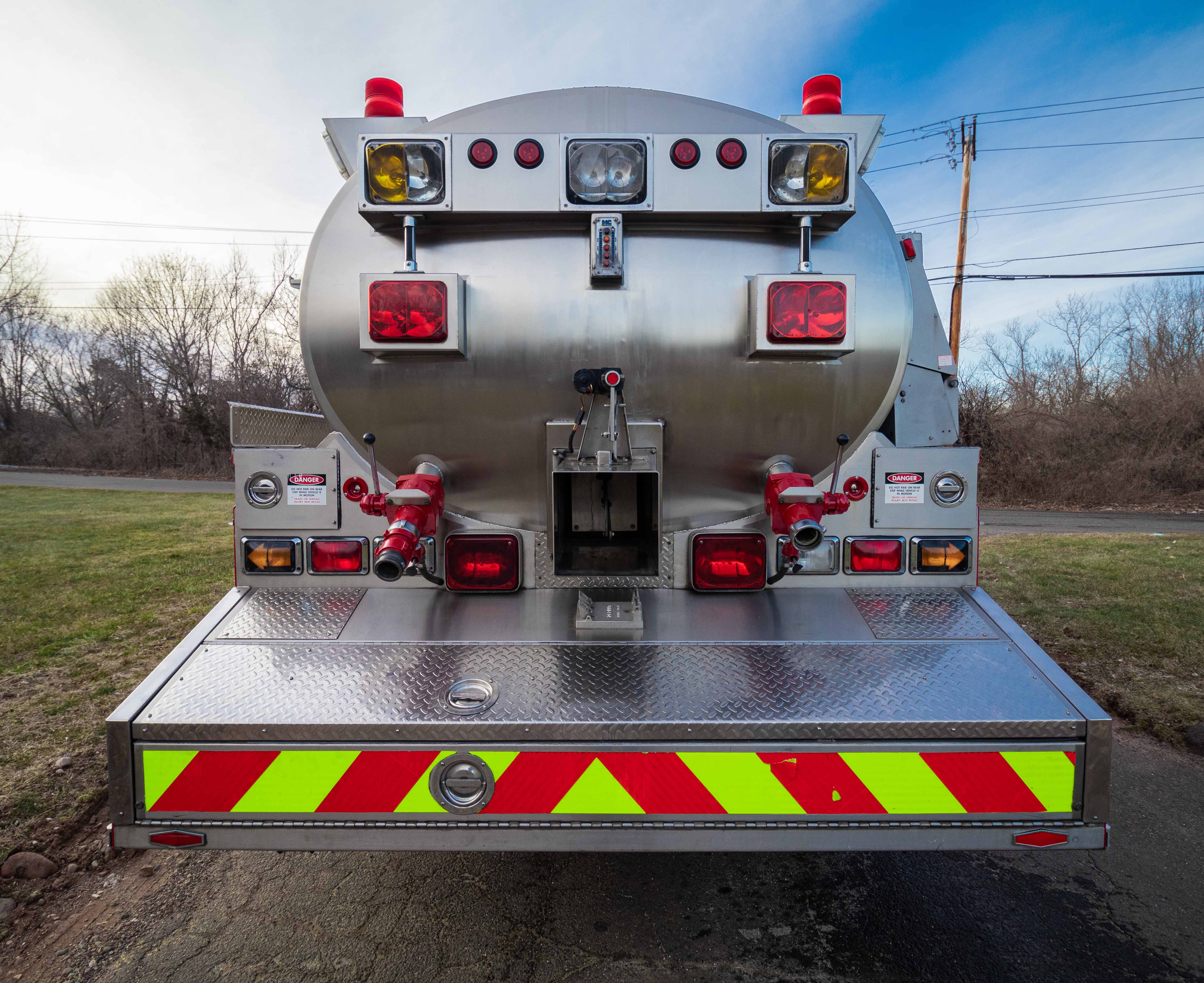 1997 US Tanker Freightliner Tandem Axle Pumper Tanker | Used Truck Details
