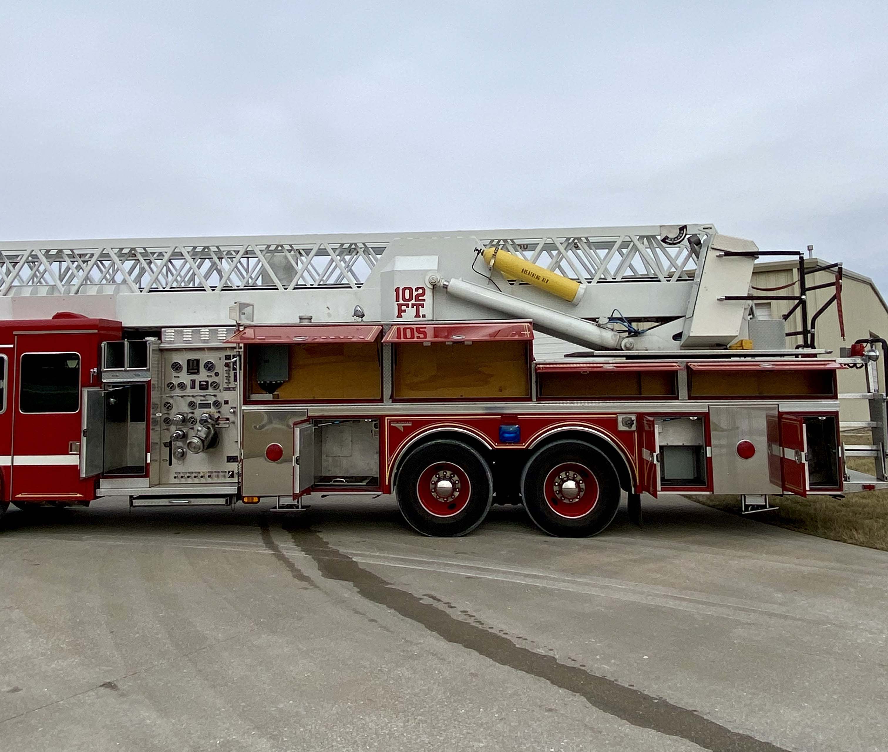 1991 Grumman Aerialcat 102' Platform | Used Truck Details