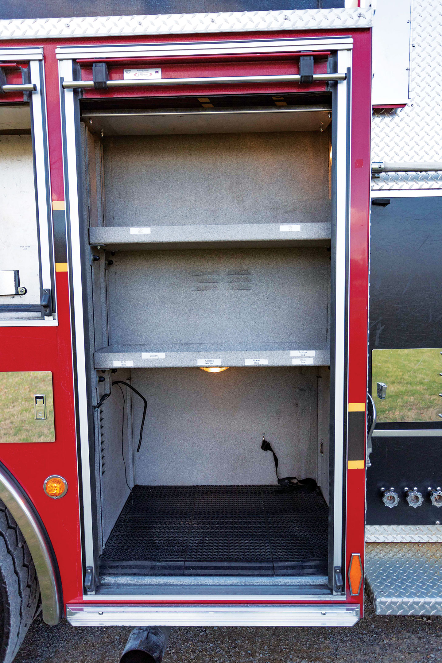 2006 Pierce Quantum Pumper | Used Truck Details