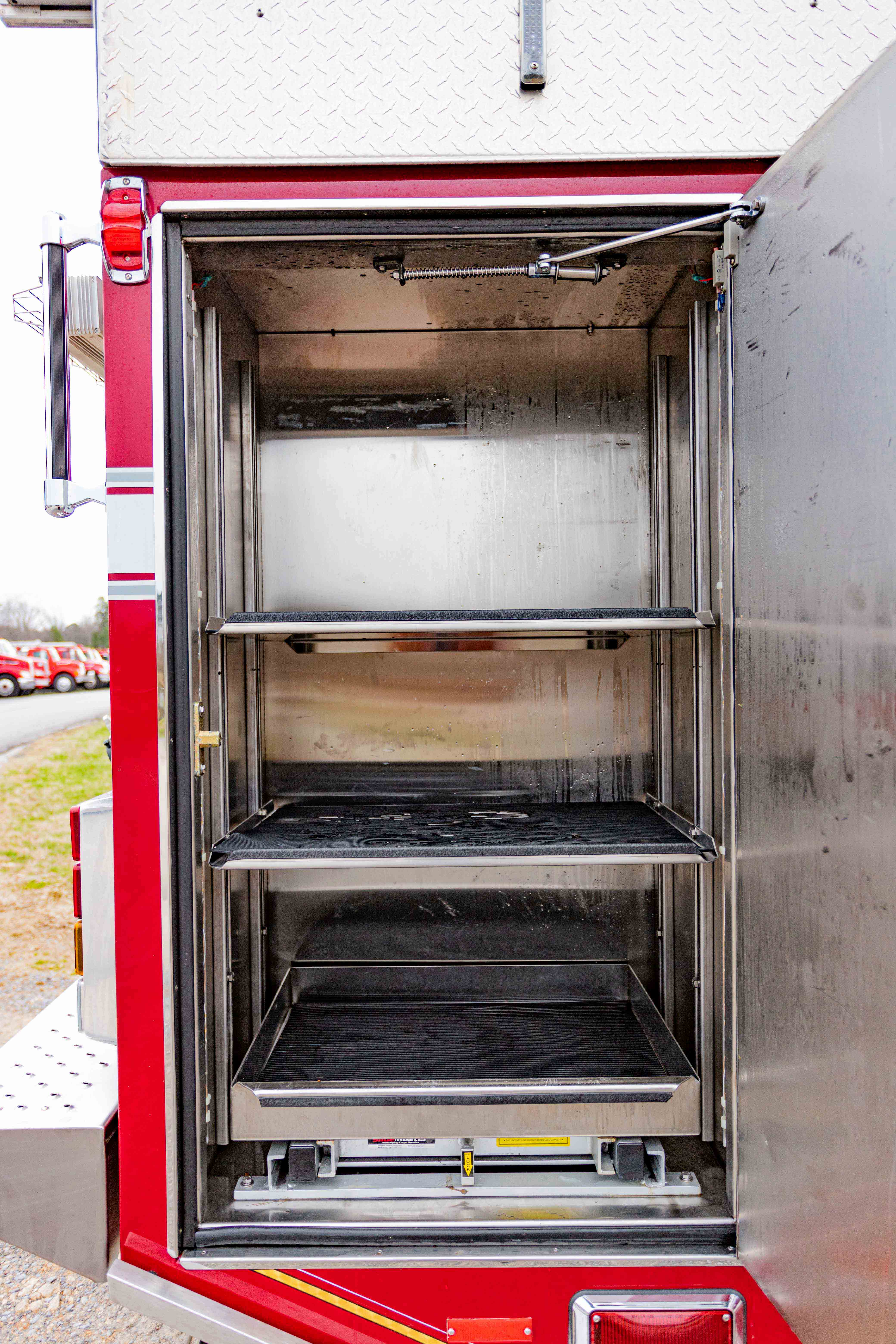 2006 S&S Freightliner 4x4 Pumper | Used Truck Details