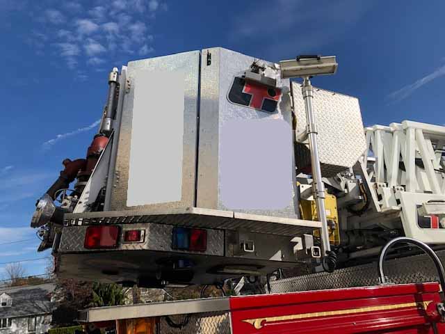 2001 Spartan LTI 93' Mid Mount Tower Ladder | Used Truck Details