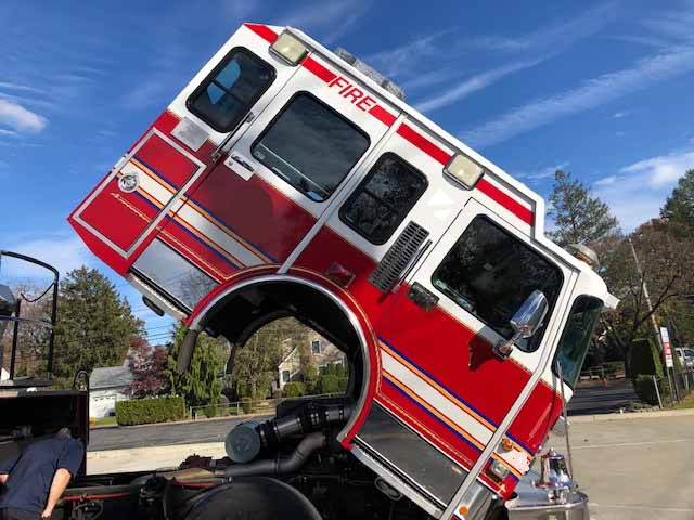 2001 Spartan LTI 93' Mid Mount Tower Ladder | Used Truck Details
