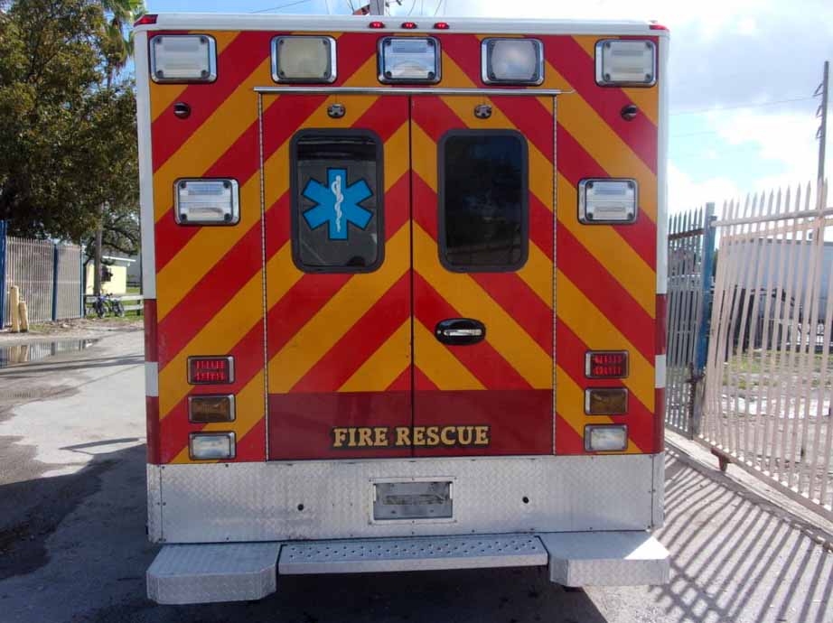 2010 Wheeled Coach International Ambulance | Used Truck Details
