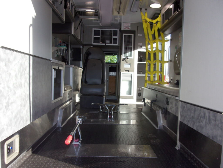 2010 Wheeled Coach International Ambulance | Used Truck Details