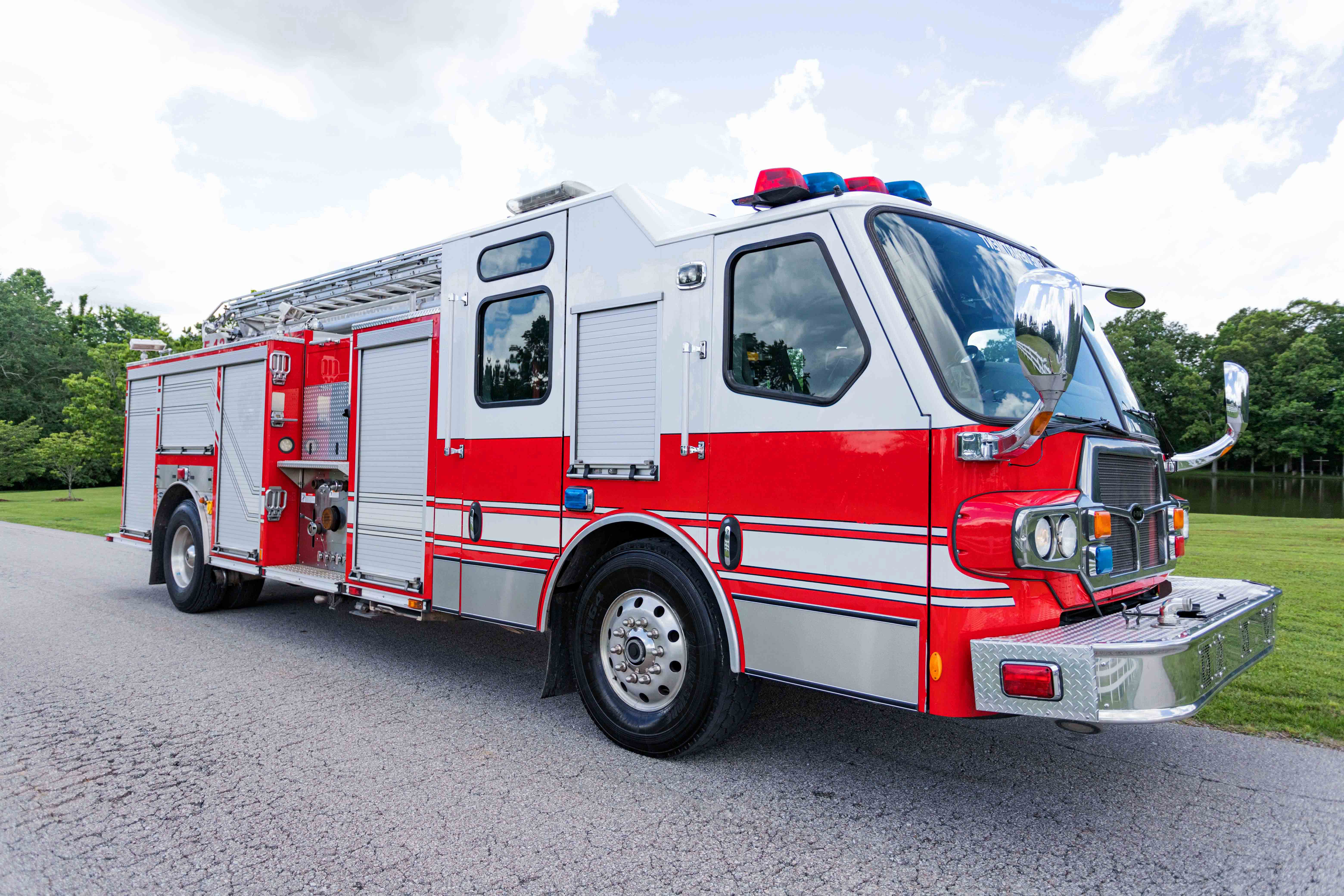 2009 E-One Quest 50' Aerial | Used Truck Details