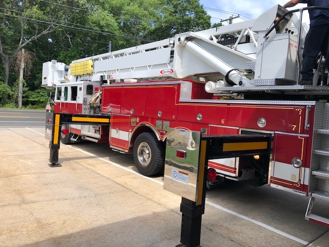 1999 Pierce Dash 100' Tower | Used Truck Details