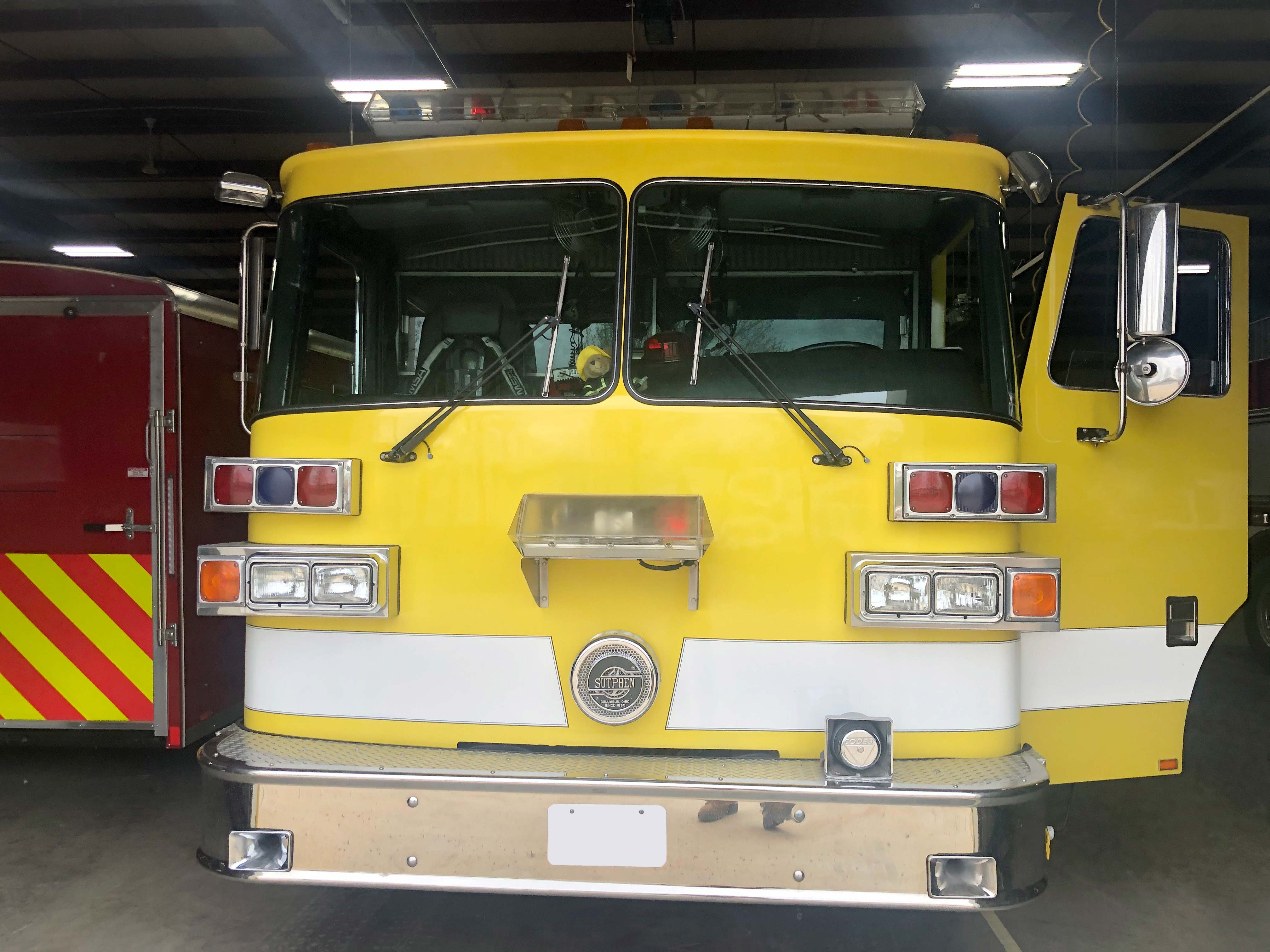 1994 Sutphen 75' Mid-Mount Platform | Used Truck Details