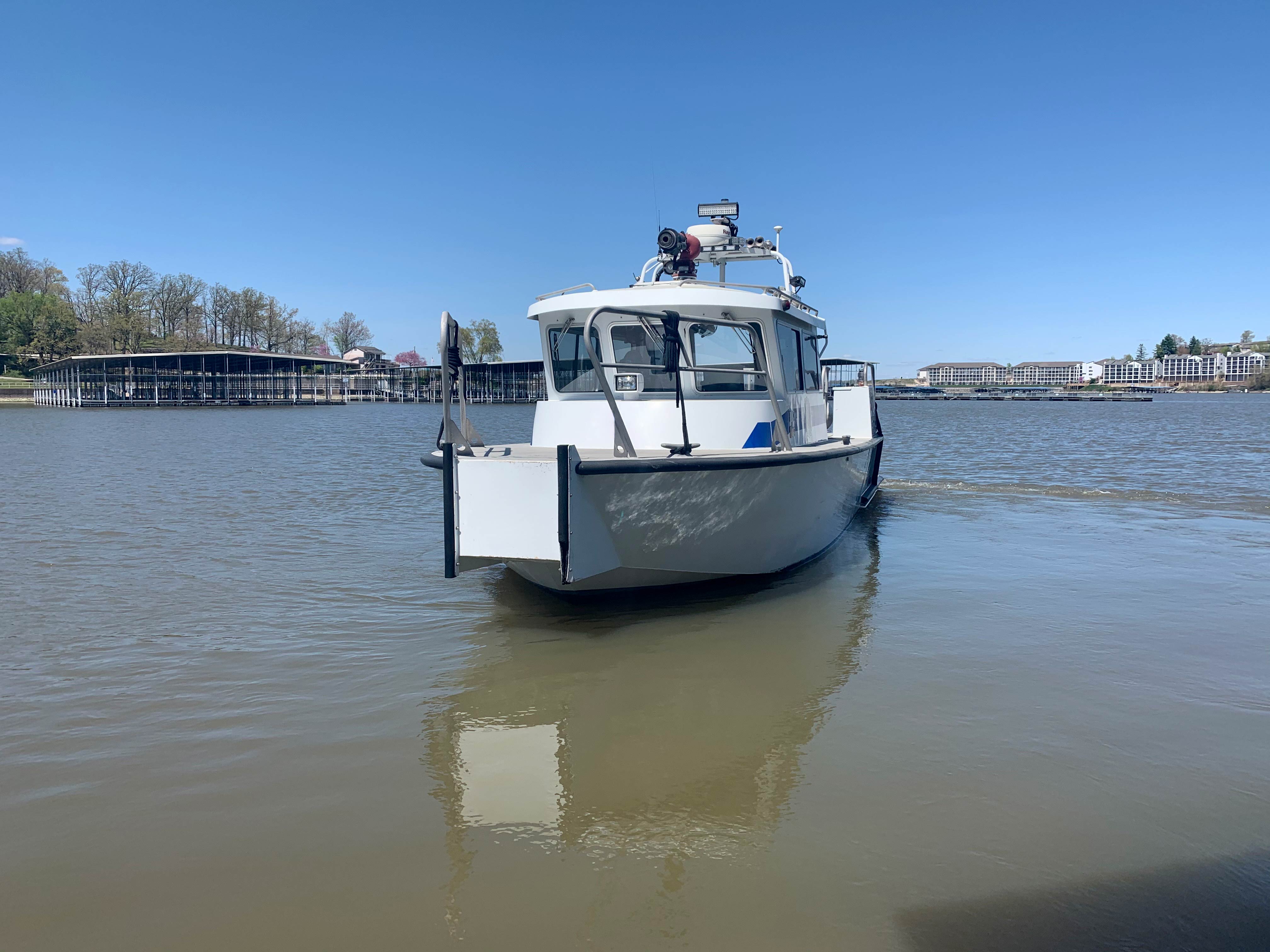 2004 Metalcraft Marine Firestorm 32' Boat | Used Truck Details