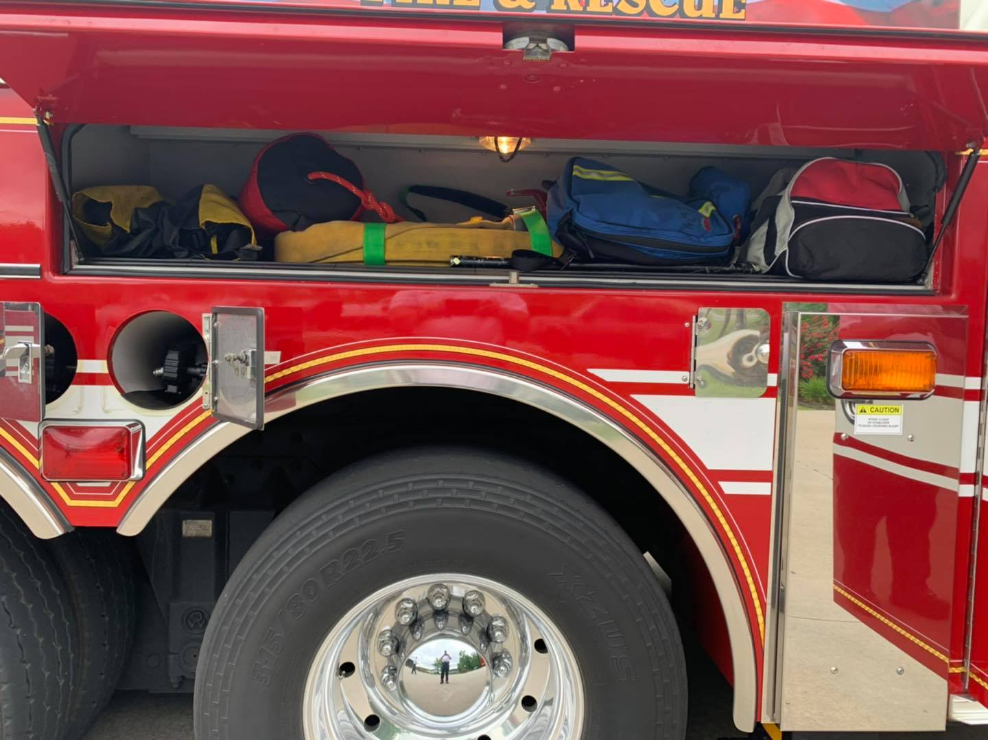 2004 Pierce Dash 100' Mid-Mount Quint | Used Truck Details