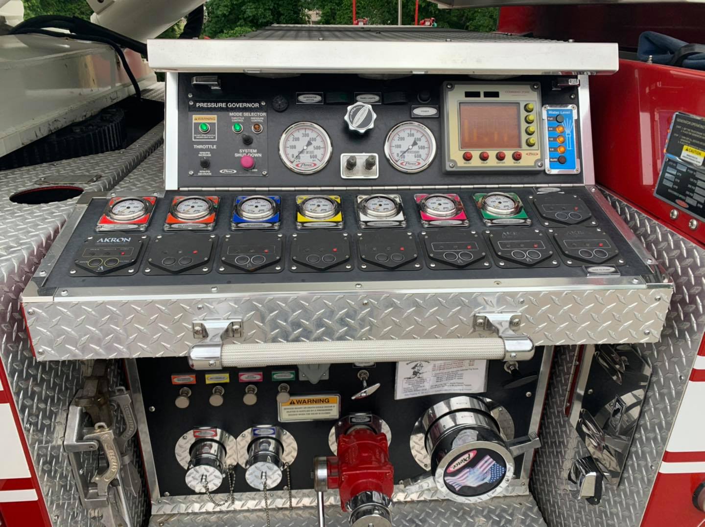 2004 Pierce Dash 100' Mid-Mount Quint | Used Truck Details