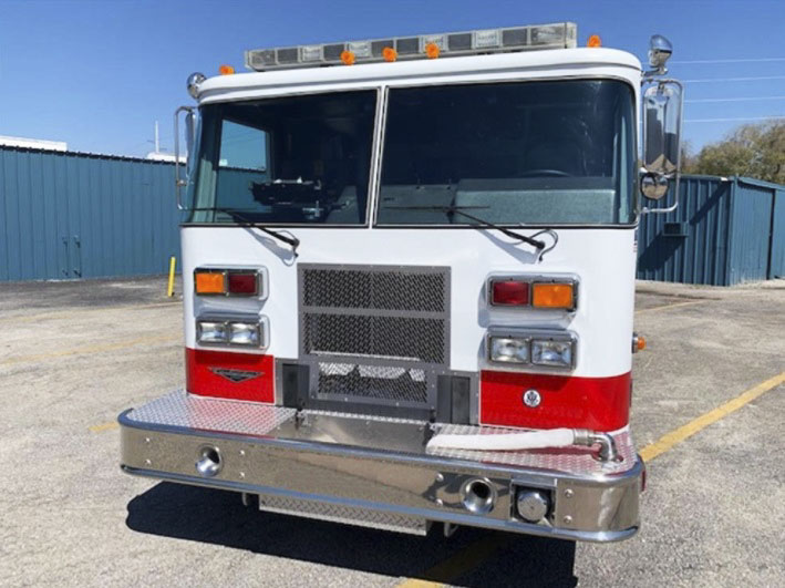 2004 Pierce Contender Custom Pumper | Used Truck Details