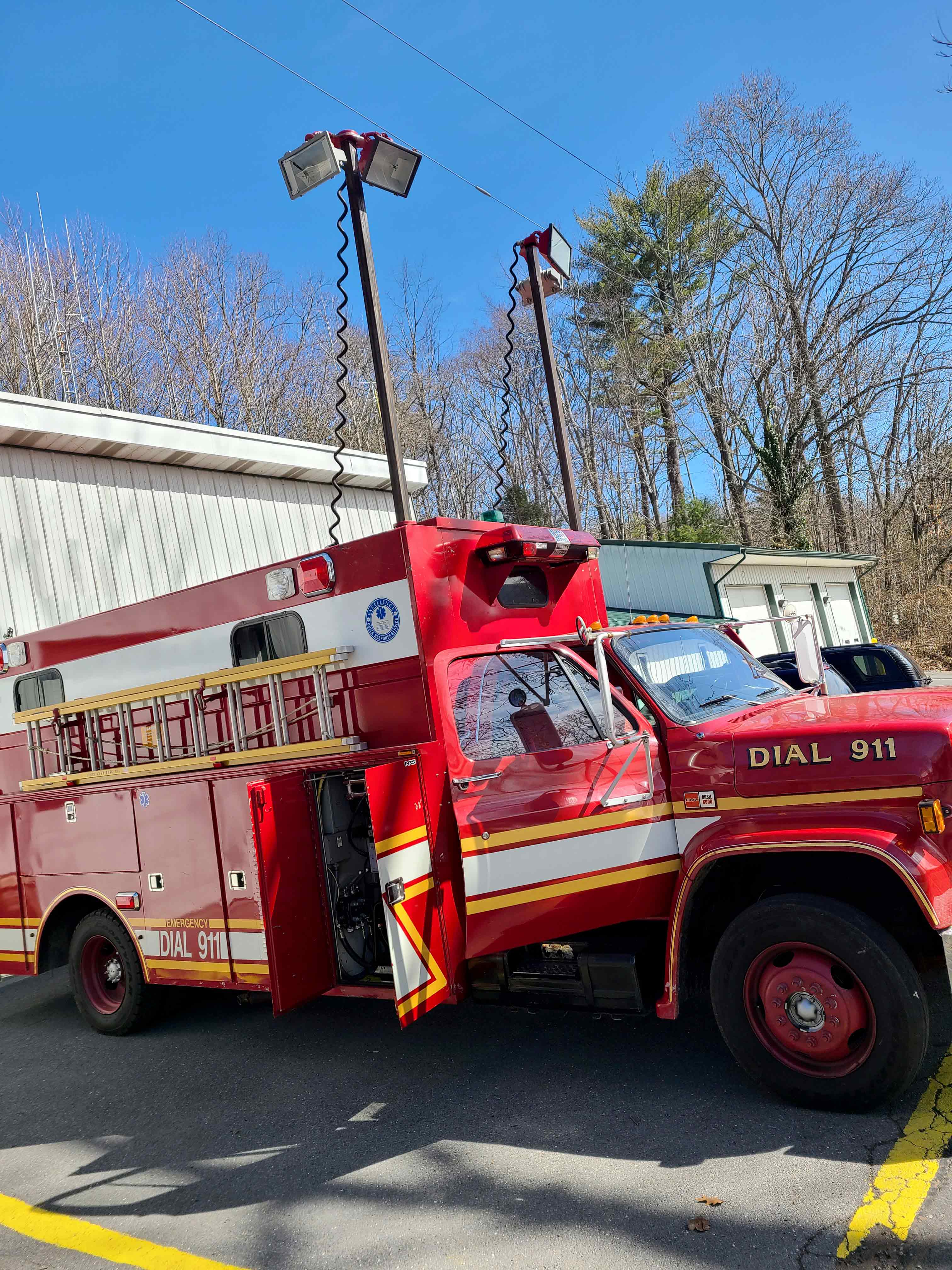 1990 GMC Commercial Walk-In Rescue | Used Truck Details