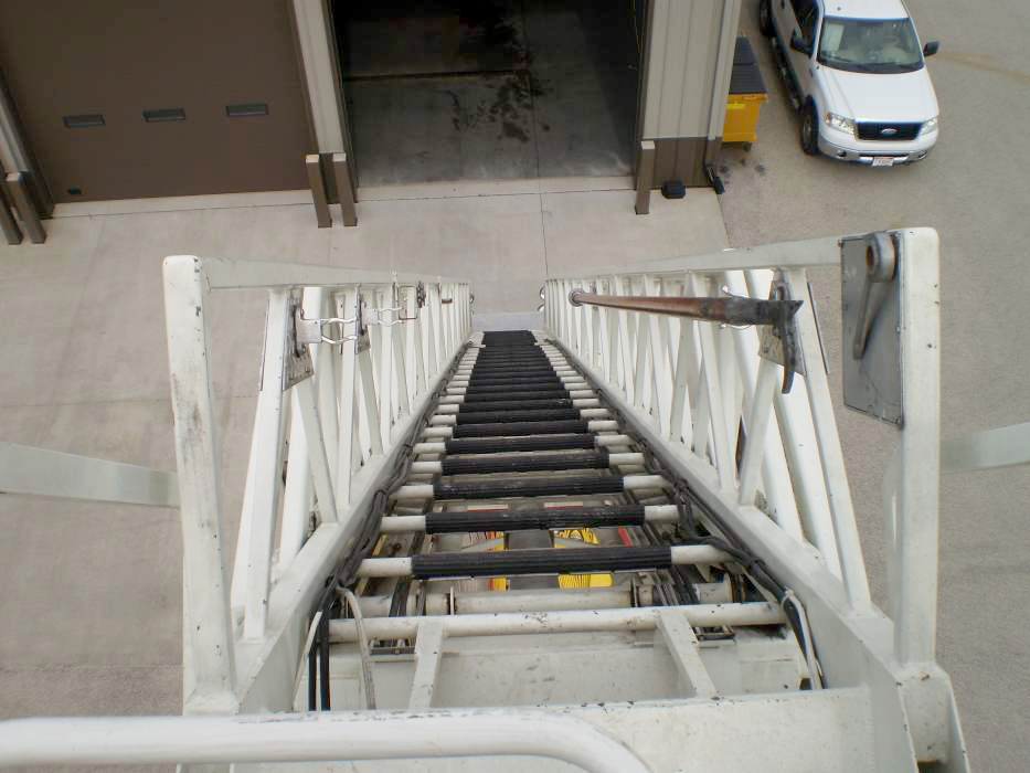 1980 Pierce Arrow Platform | Firetrucks Unlimited