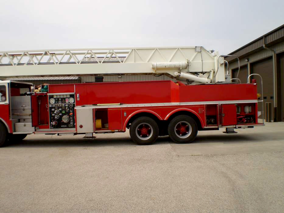 1980 Pierce Arrow Platform | Firetrucks Unlimited