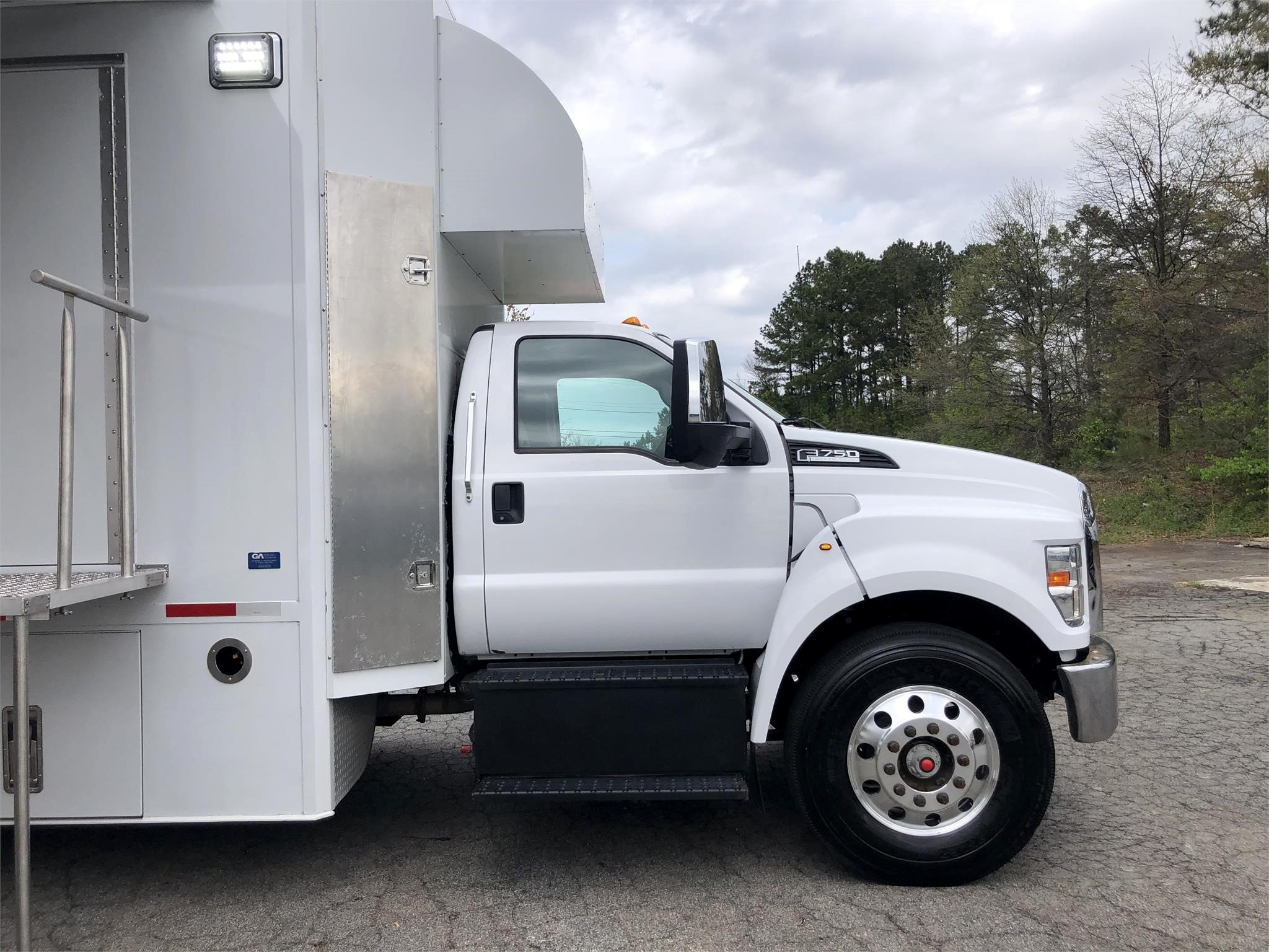 2017 Ford F750 Command Unit | Used Truck Details