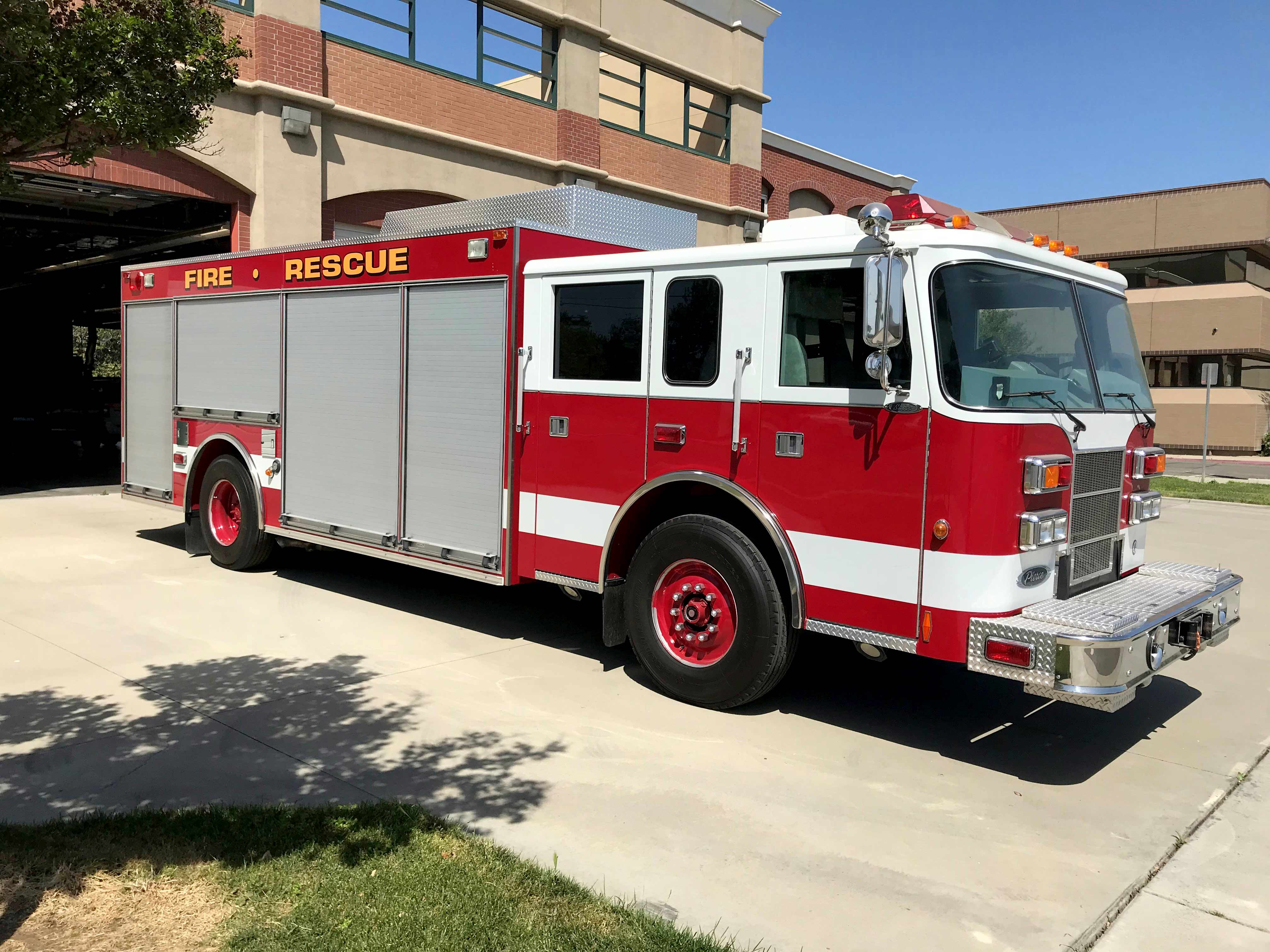 1999 Pierce Saber Custom Rescue | Used Truck Details