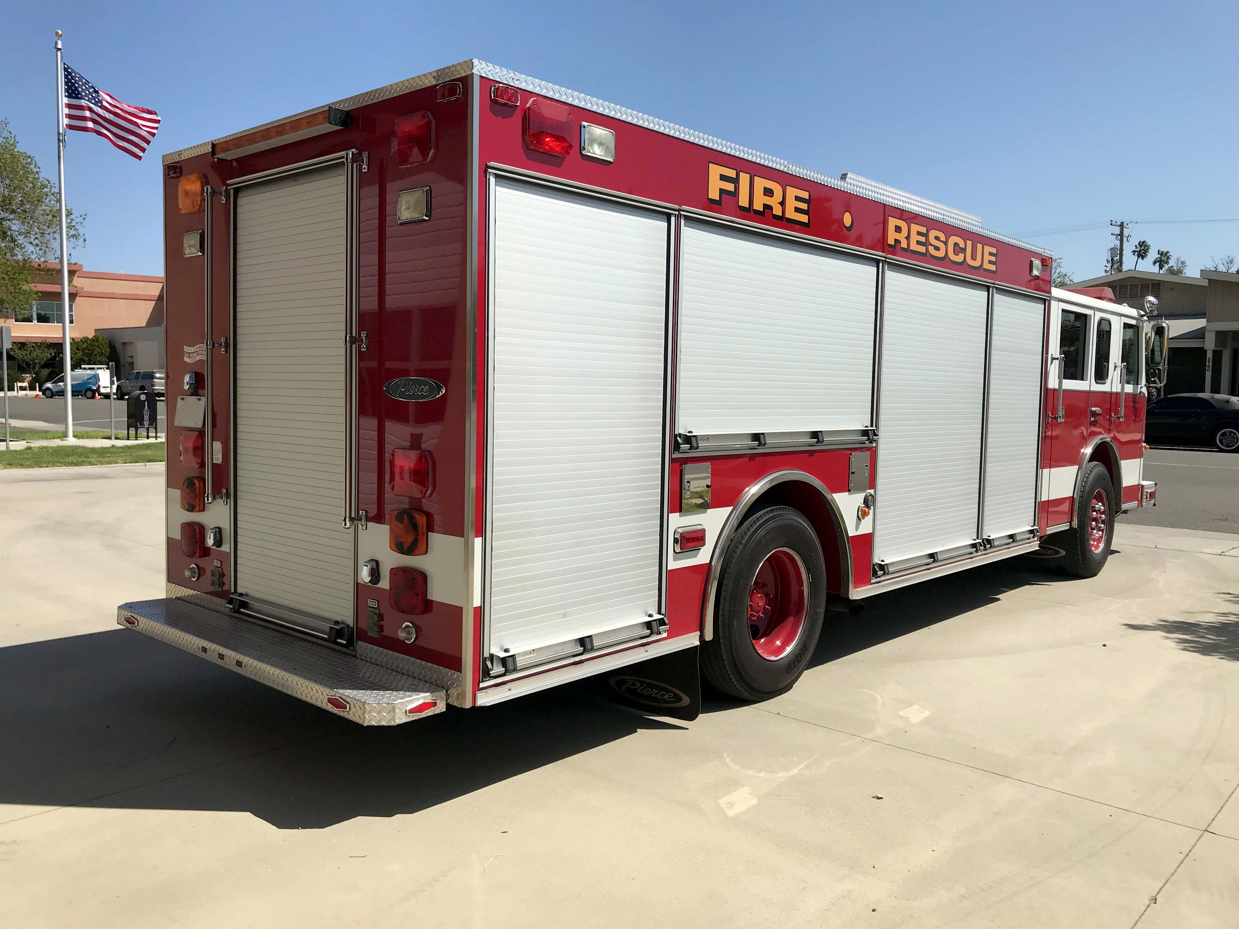 1999 Pierce Saber Custom Rescue | Used Truck Details