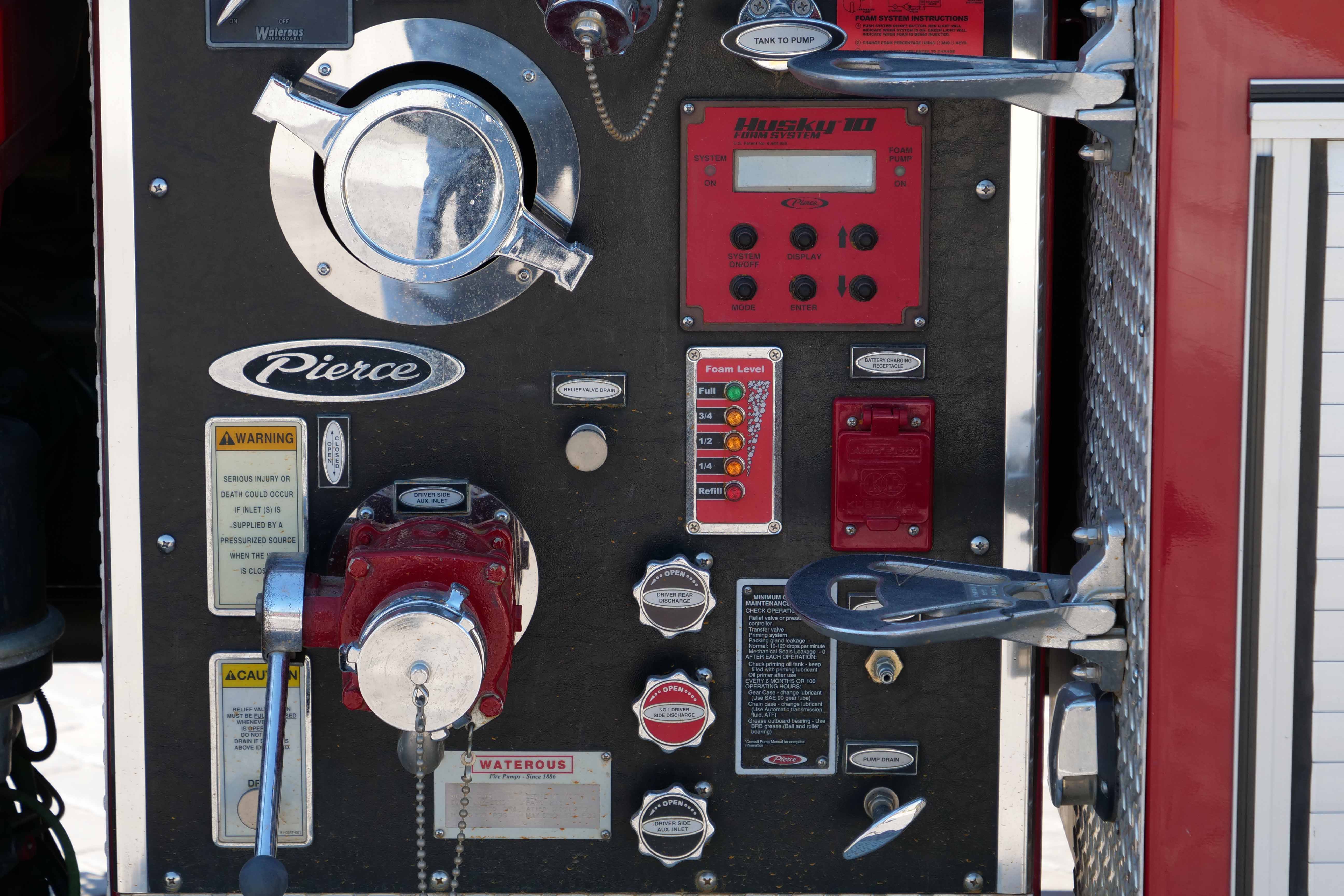 2005 Pierce International Commercial Tanker | Used Truck Details