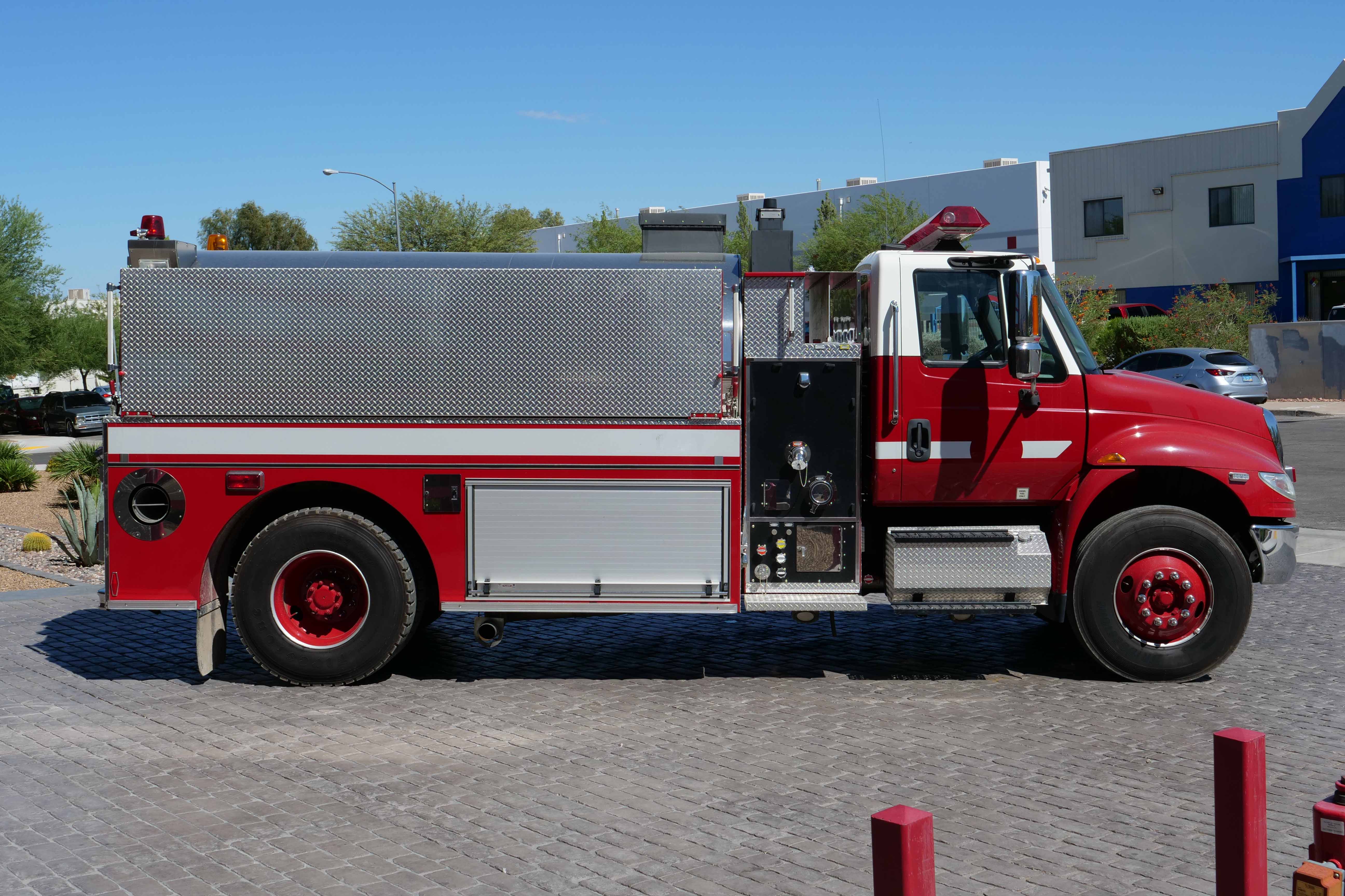 2005 Pierce International Commercial Tanker | Used Truck Details