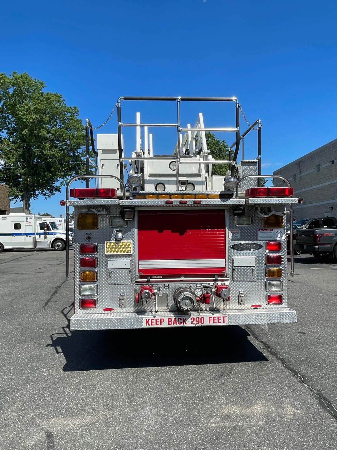 2000 Pierce Lance 85' Platform | Used Truck Details