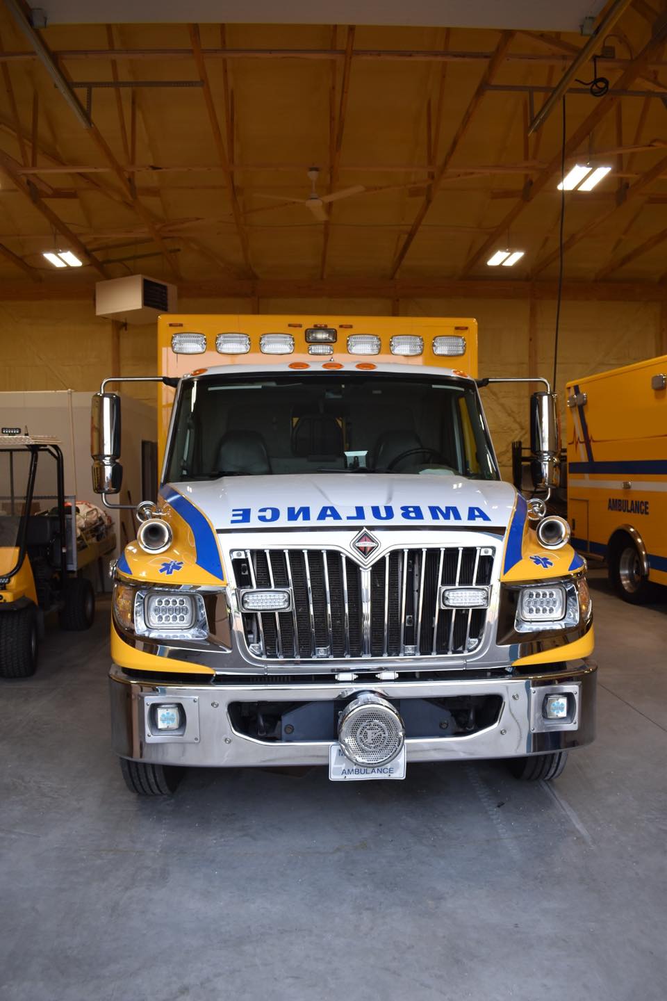 2014 PL Custom International Ambulance | Used Truck Details