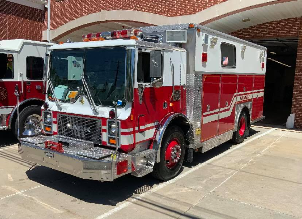 1989 Saulsbury Mack Walk-In Heavy Rescue | Used Truck Details