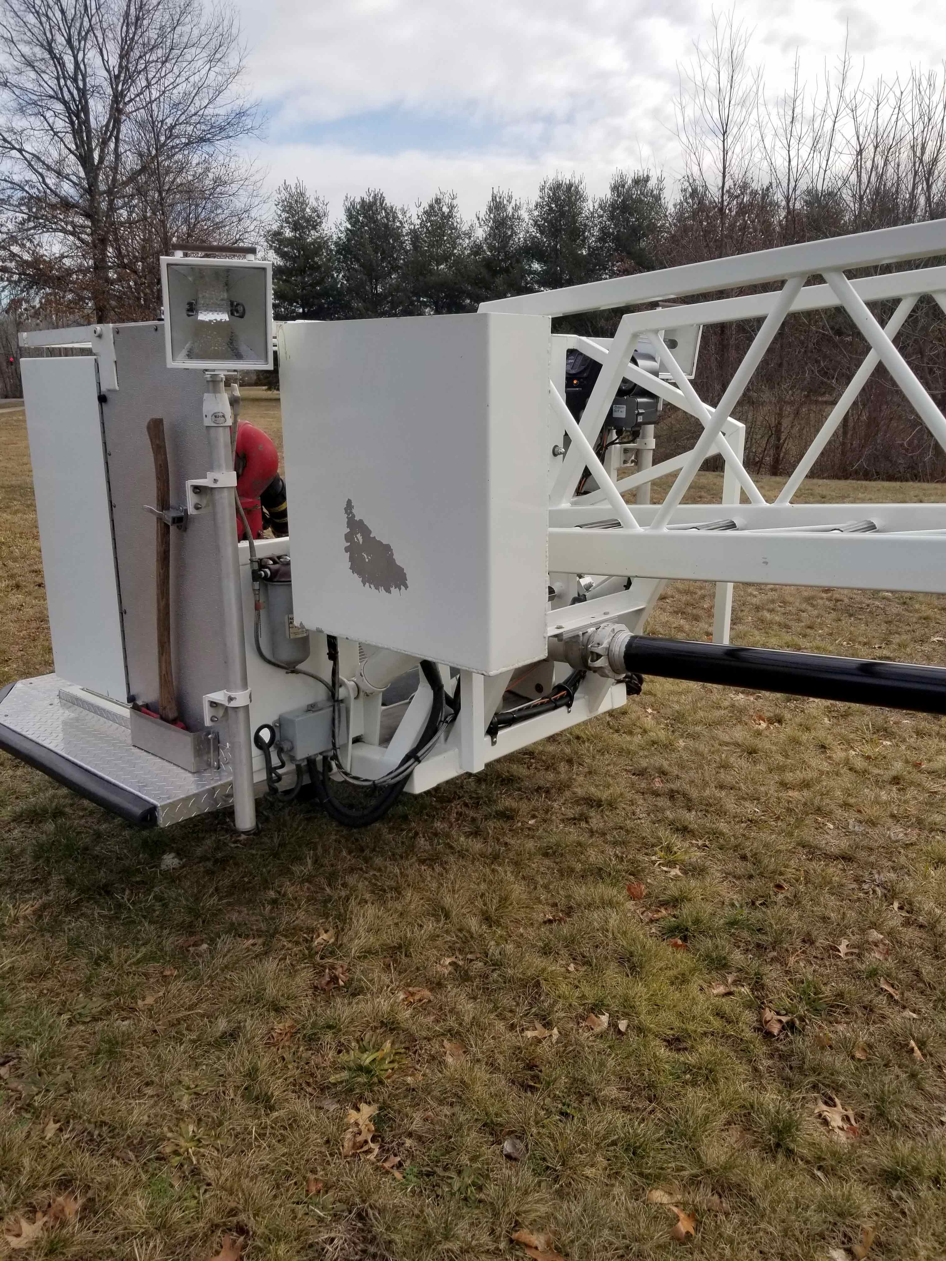 1993 Pierce Lance 100' Platform | Used Truck Details