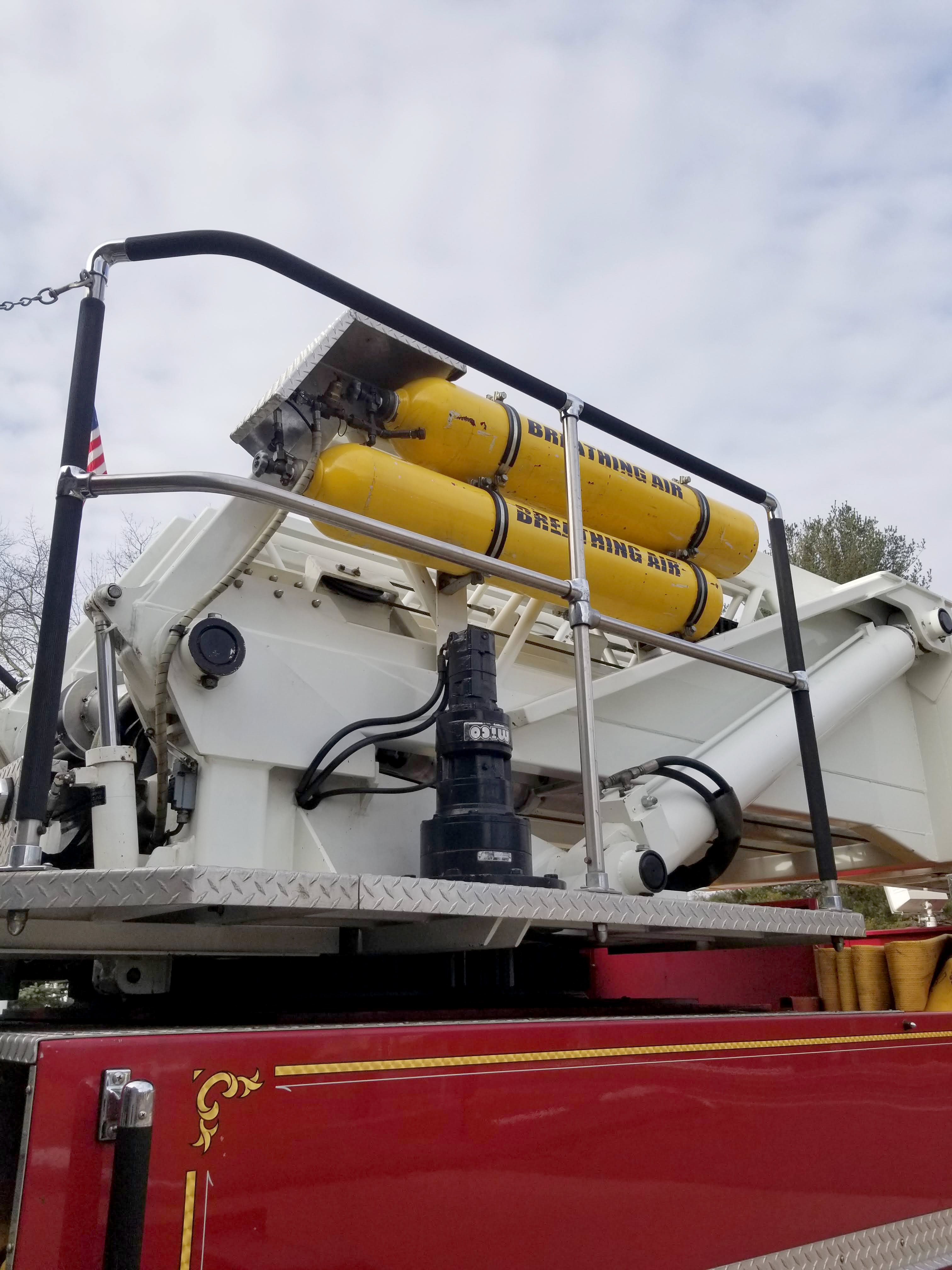 1993 Pierce Lance 100' Platform | Used Truck Details