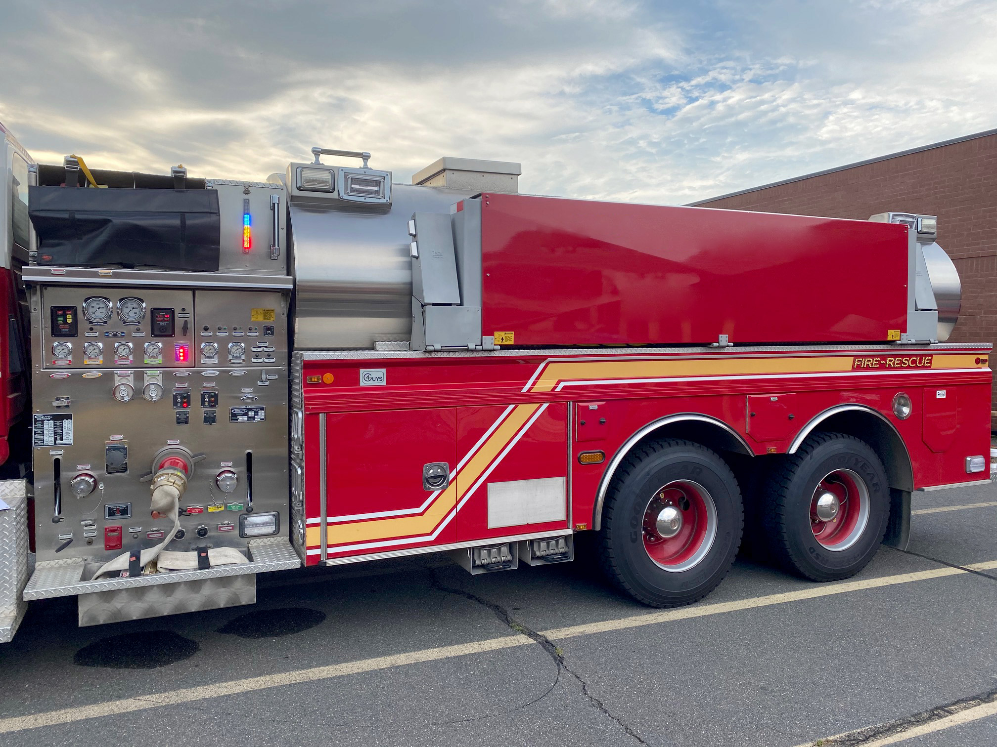 2007 Four Guys International 6x4 Elliptical Pumper Tanker | Used Truck ...