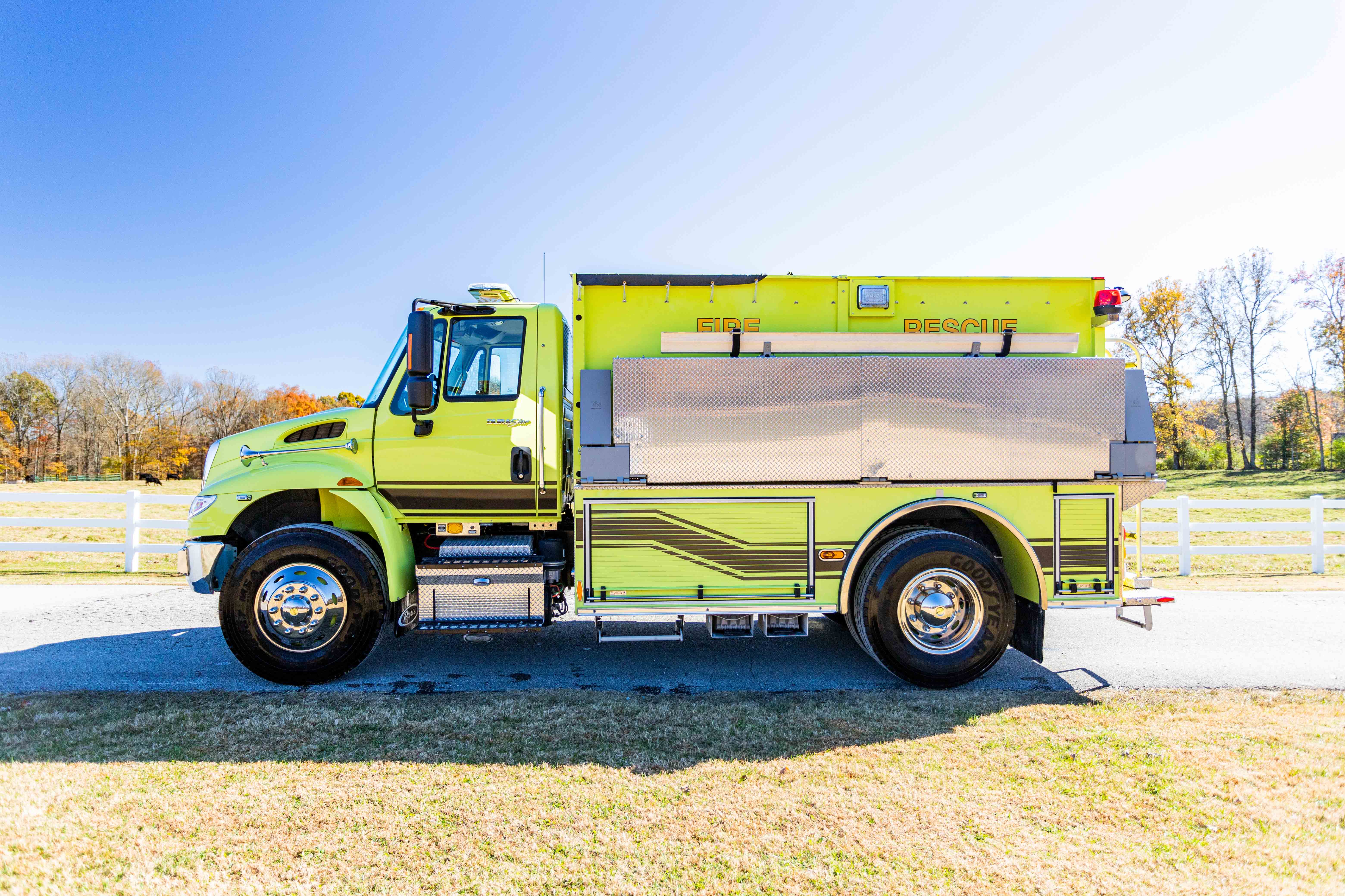 2013 Pierce International Commercial Tanker | Used Truck Details