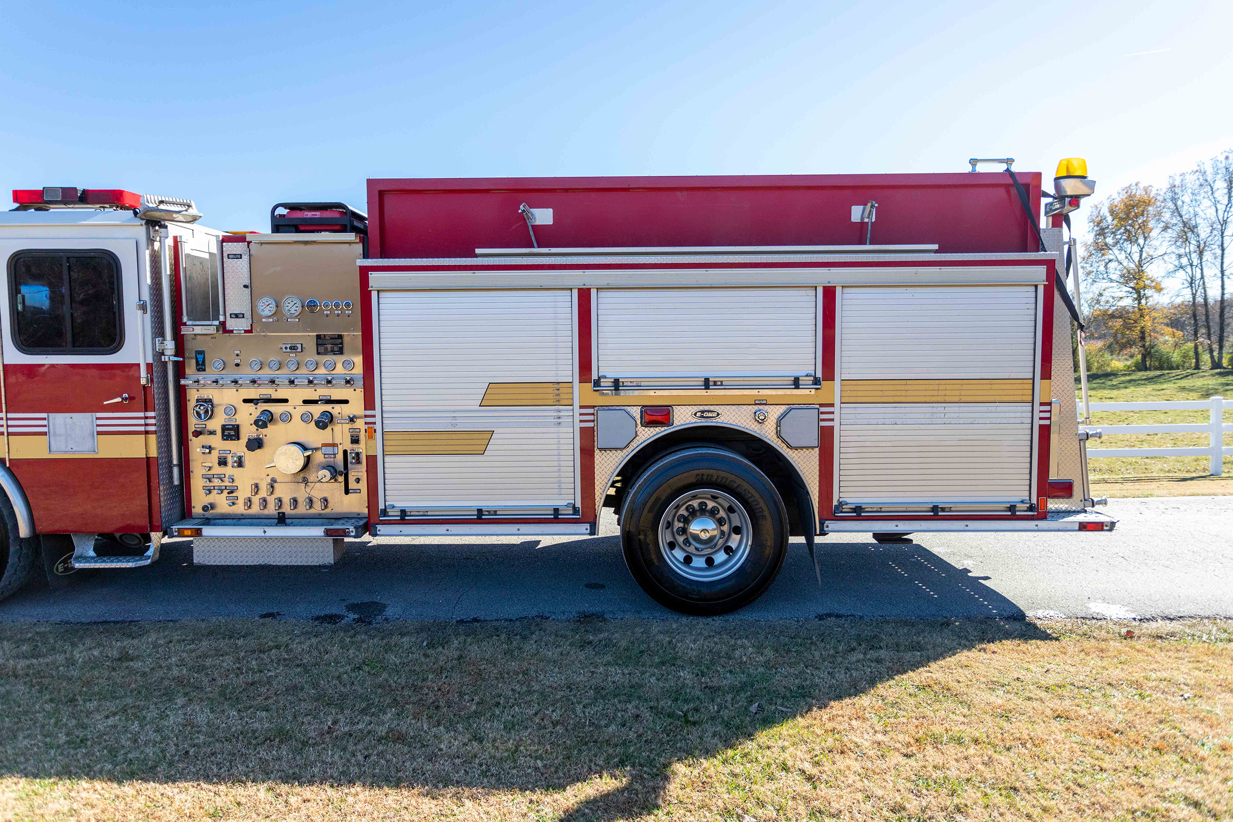 2003 E-One Typhoon Custom Pumper | Used Truck Details