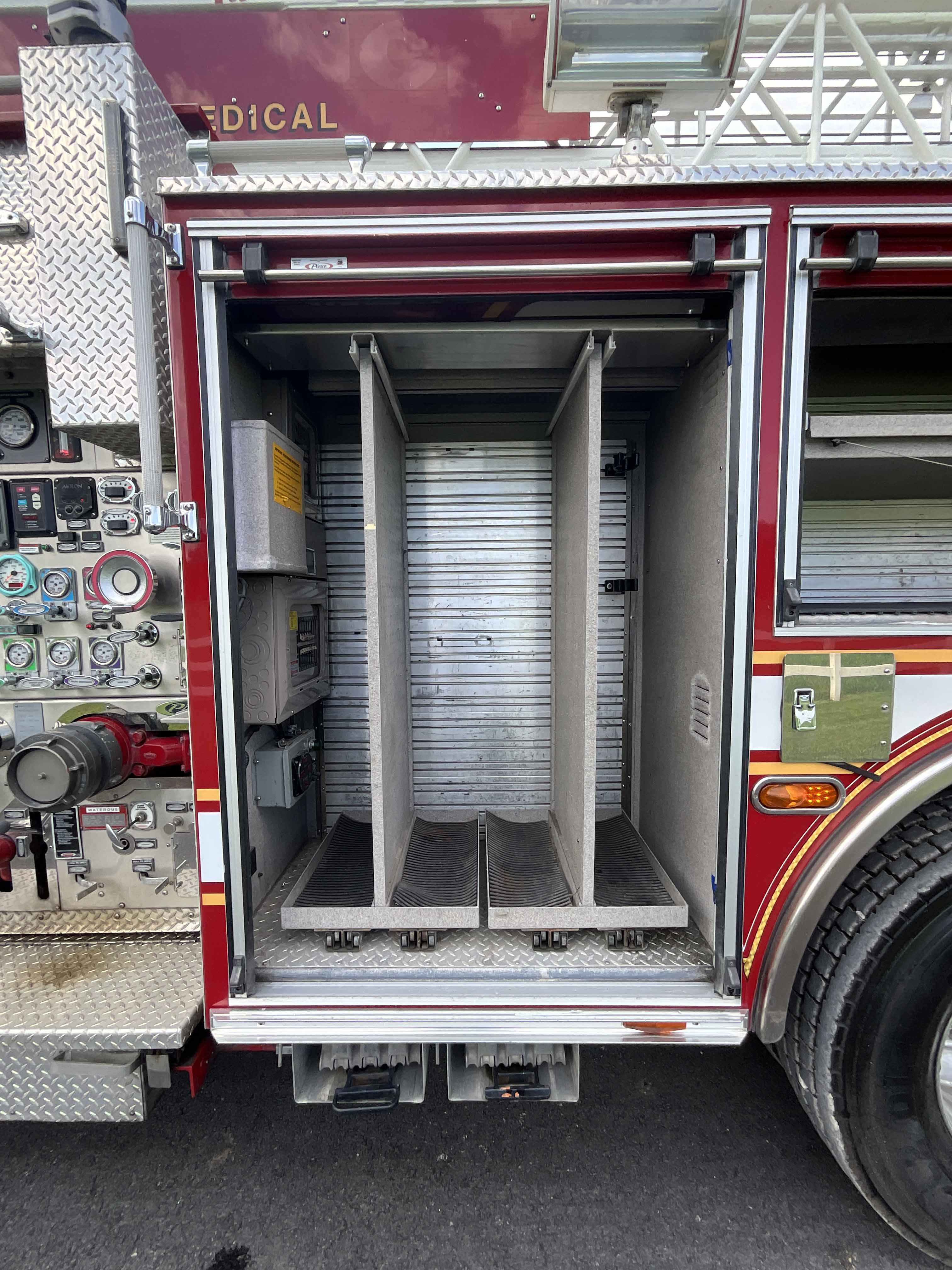 2009 Pierce Velocity 75' Quint | Used Truck Details