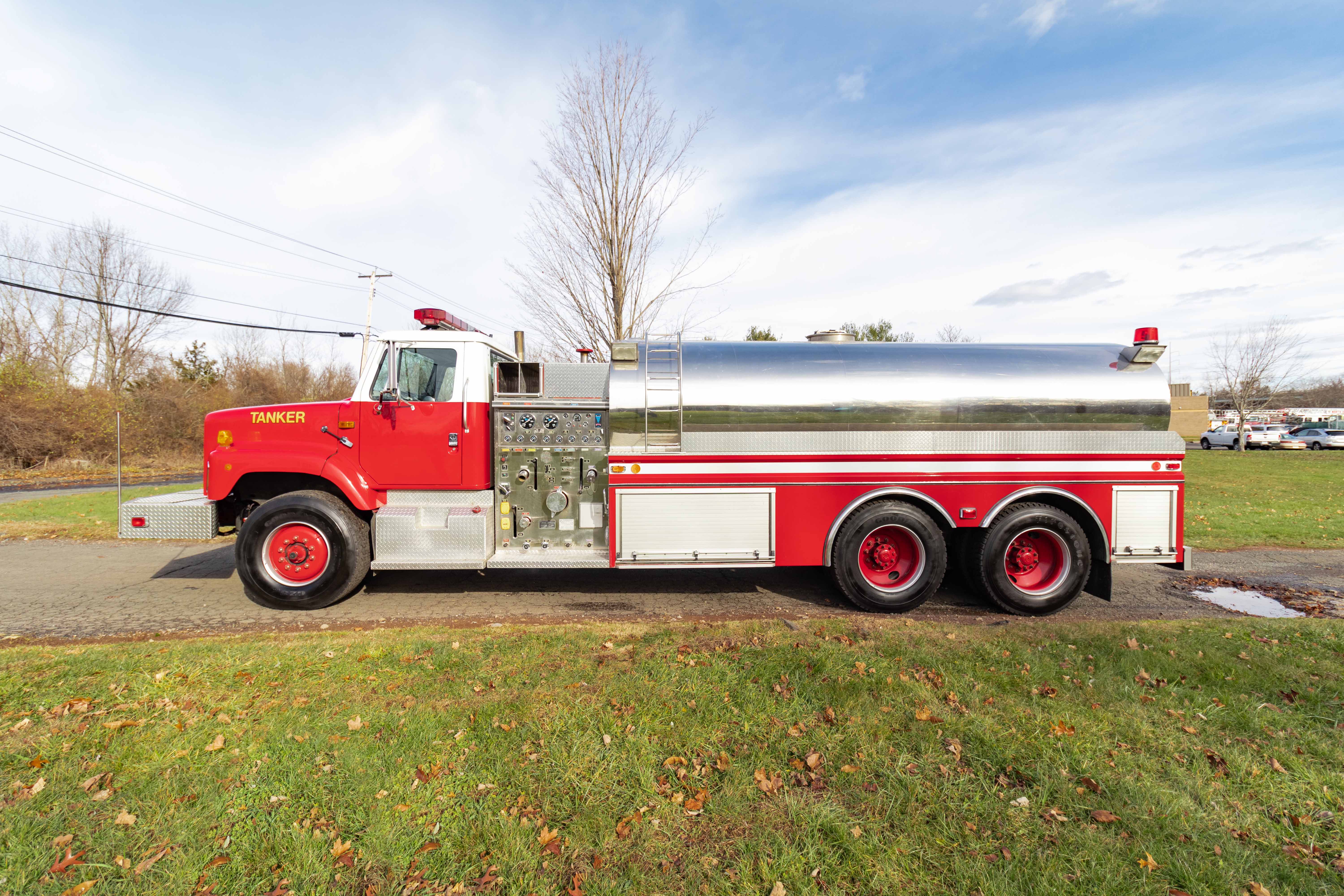 1996 International Commercial 6x4 Tandem Axle Tanker | Used Truck Details
