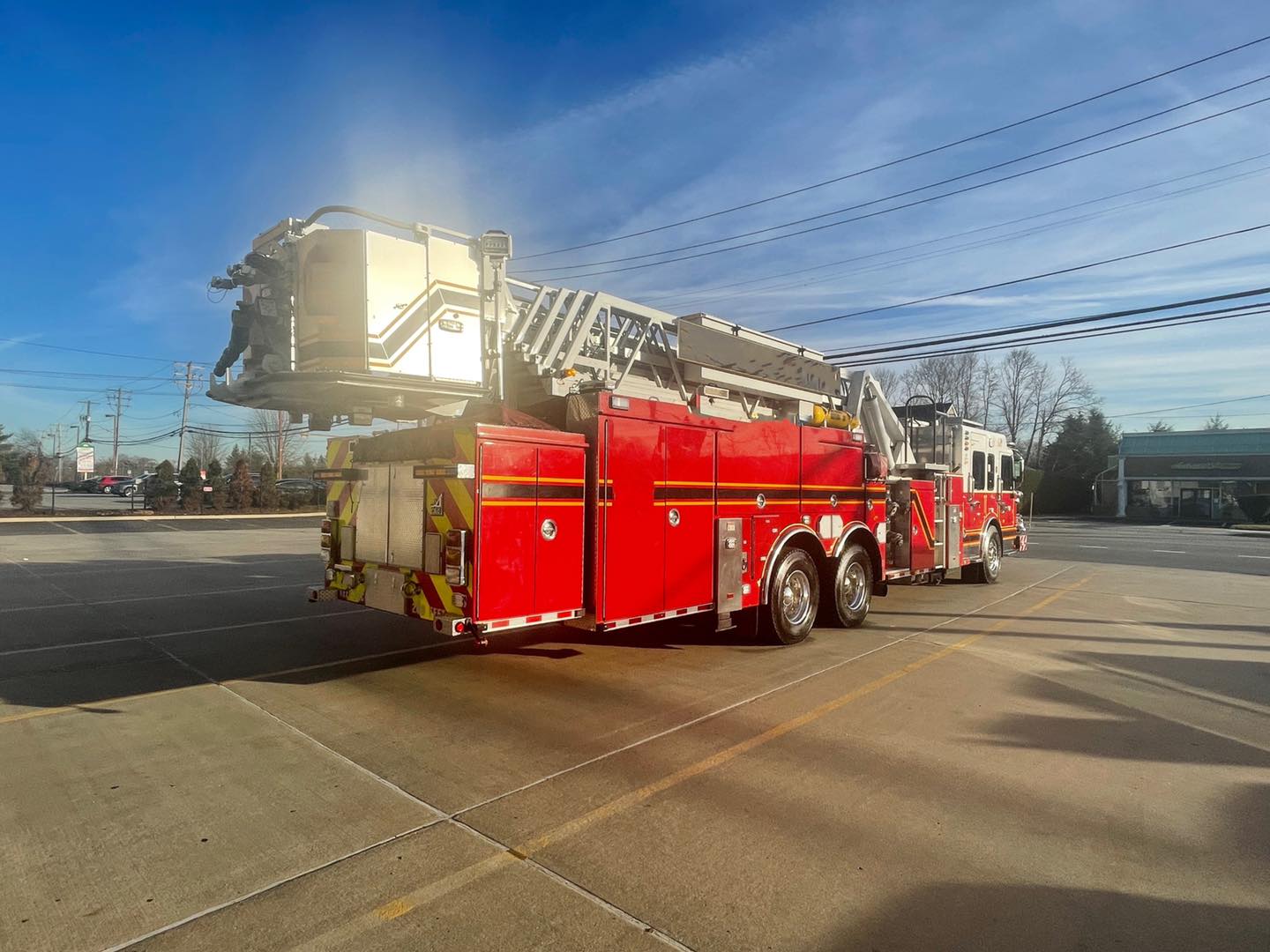 2009 Smeal Spartan Quint Mid-Mount 100' Platform | Used Truck Details