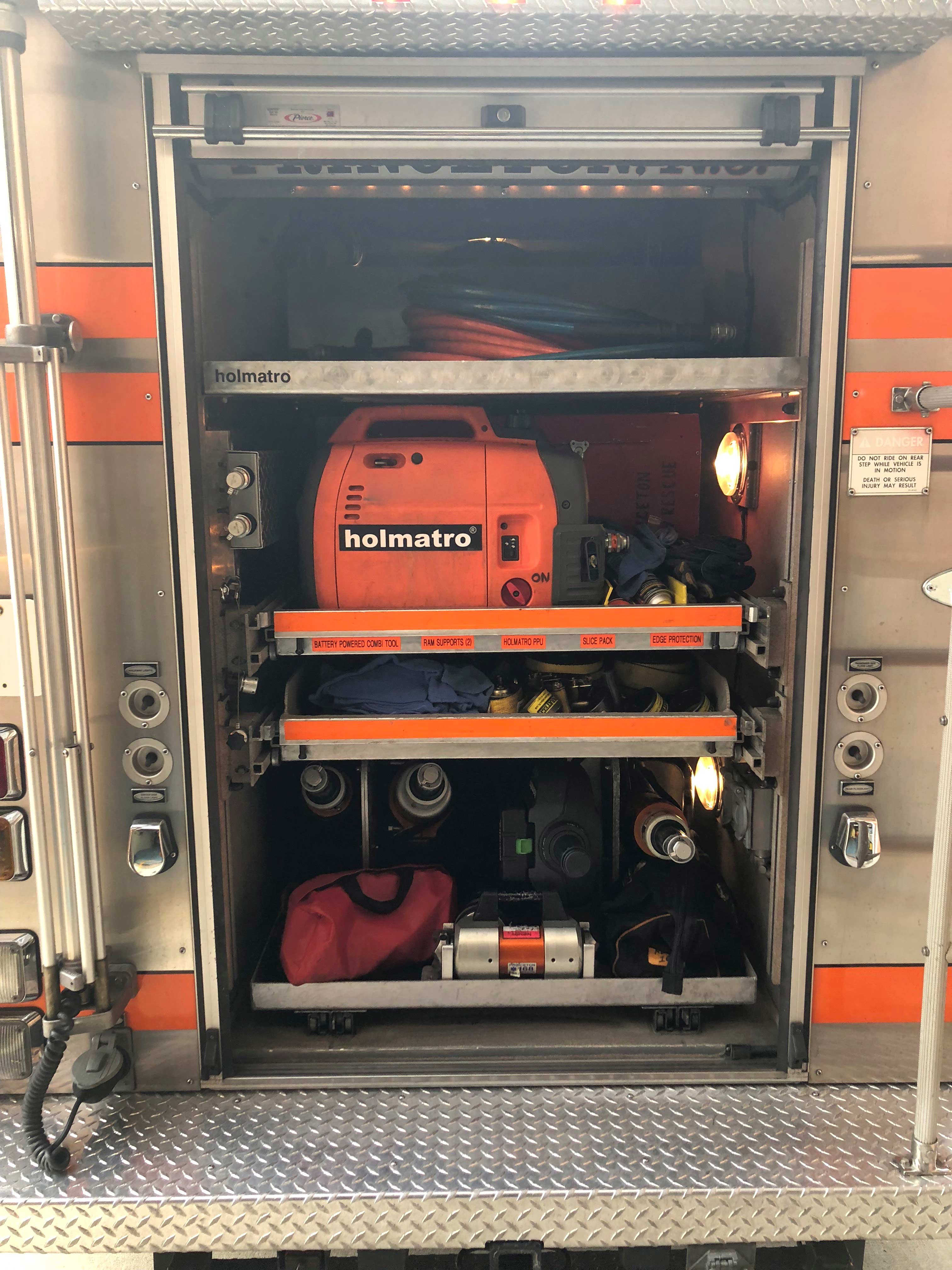 2003 Pierce Enforcer Heavy Rescue | Used Truck Details