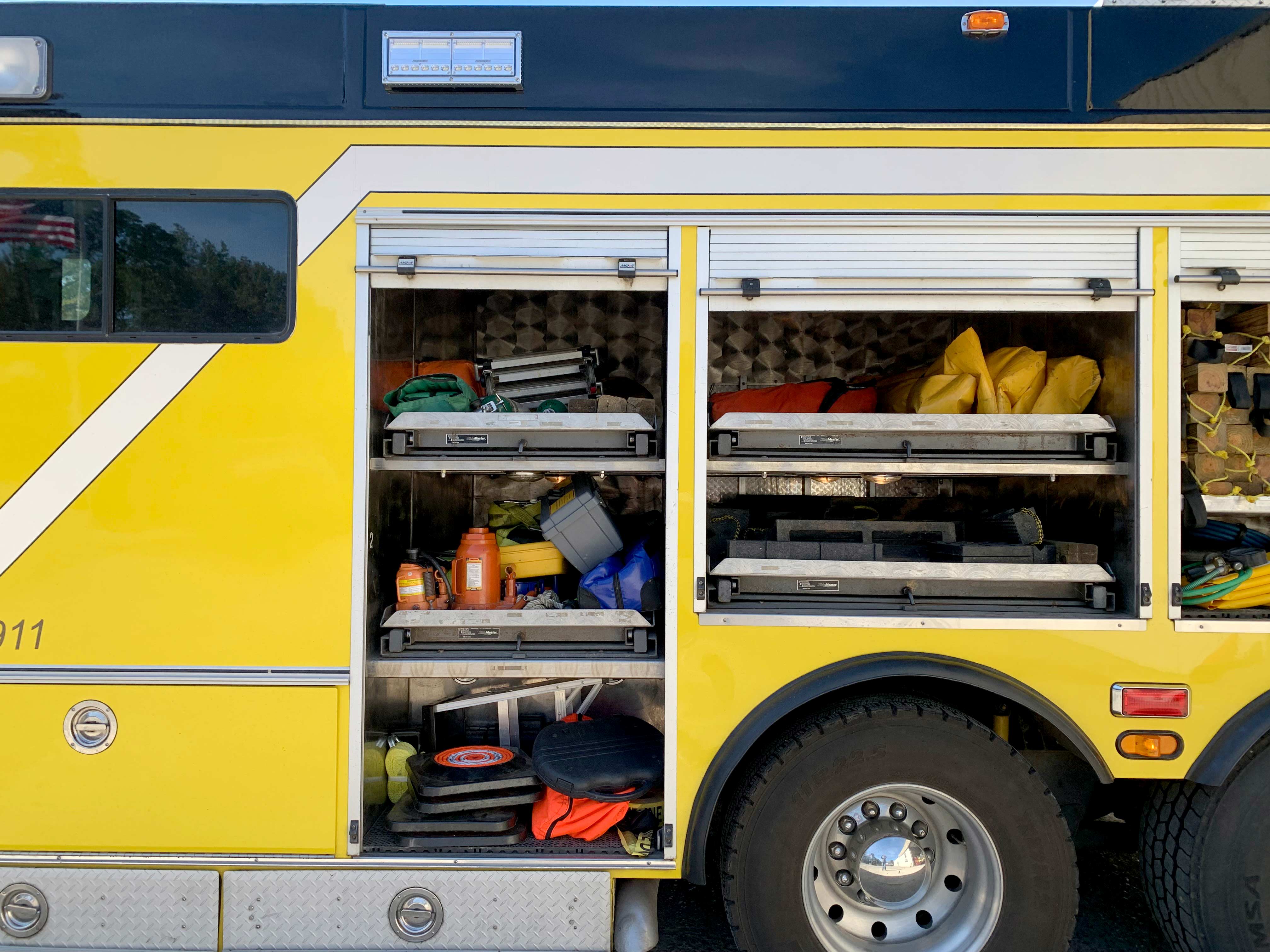 1996 4 Guys Spartan Custom Heavy Rescue | Used Truck Details