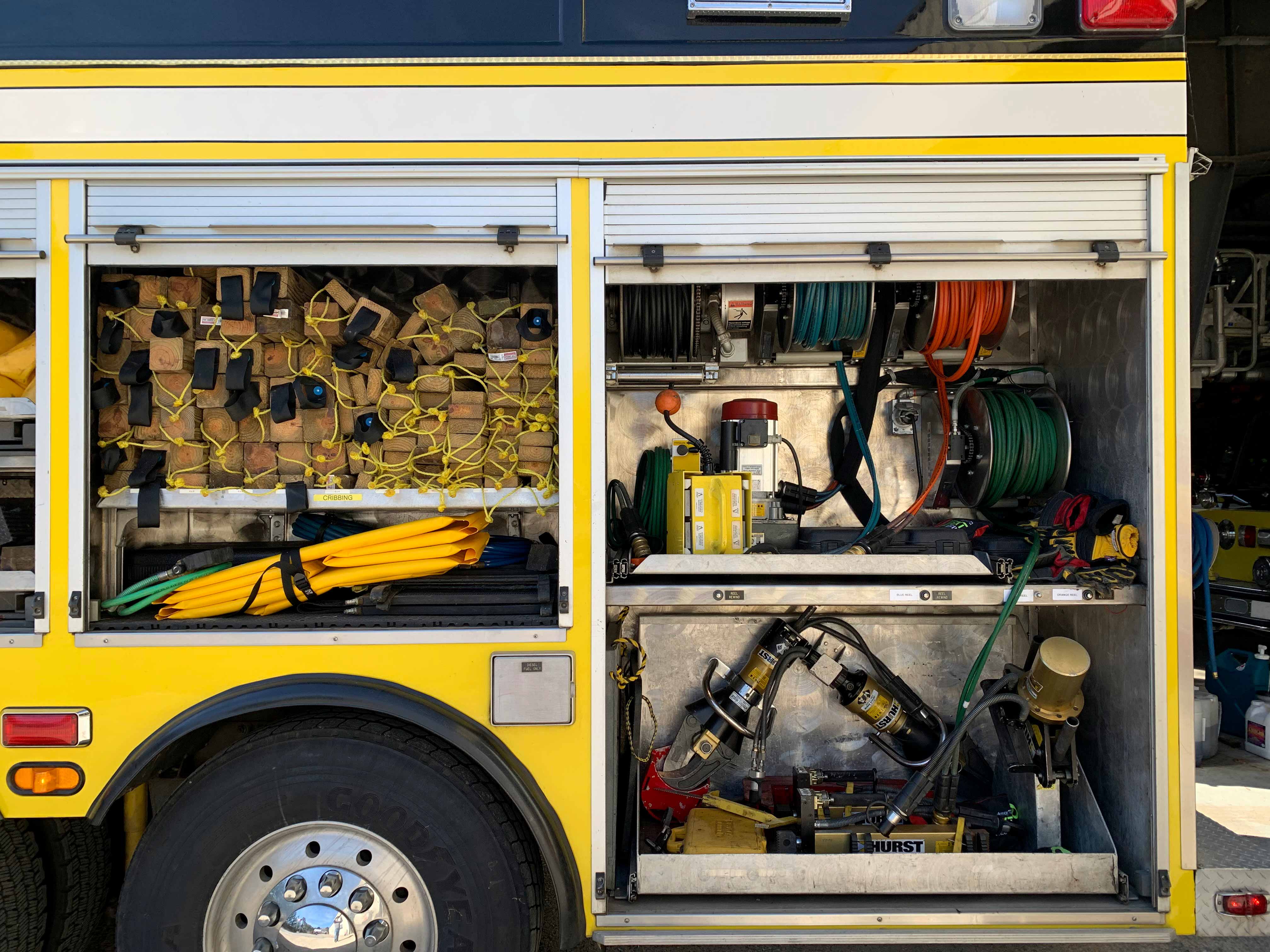 1996 4 Guys Spartan Custom Heavy Rescue | Used Truck Details